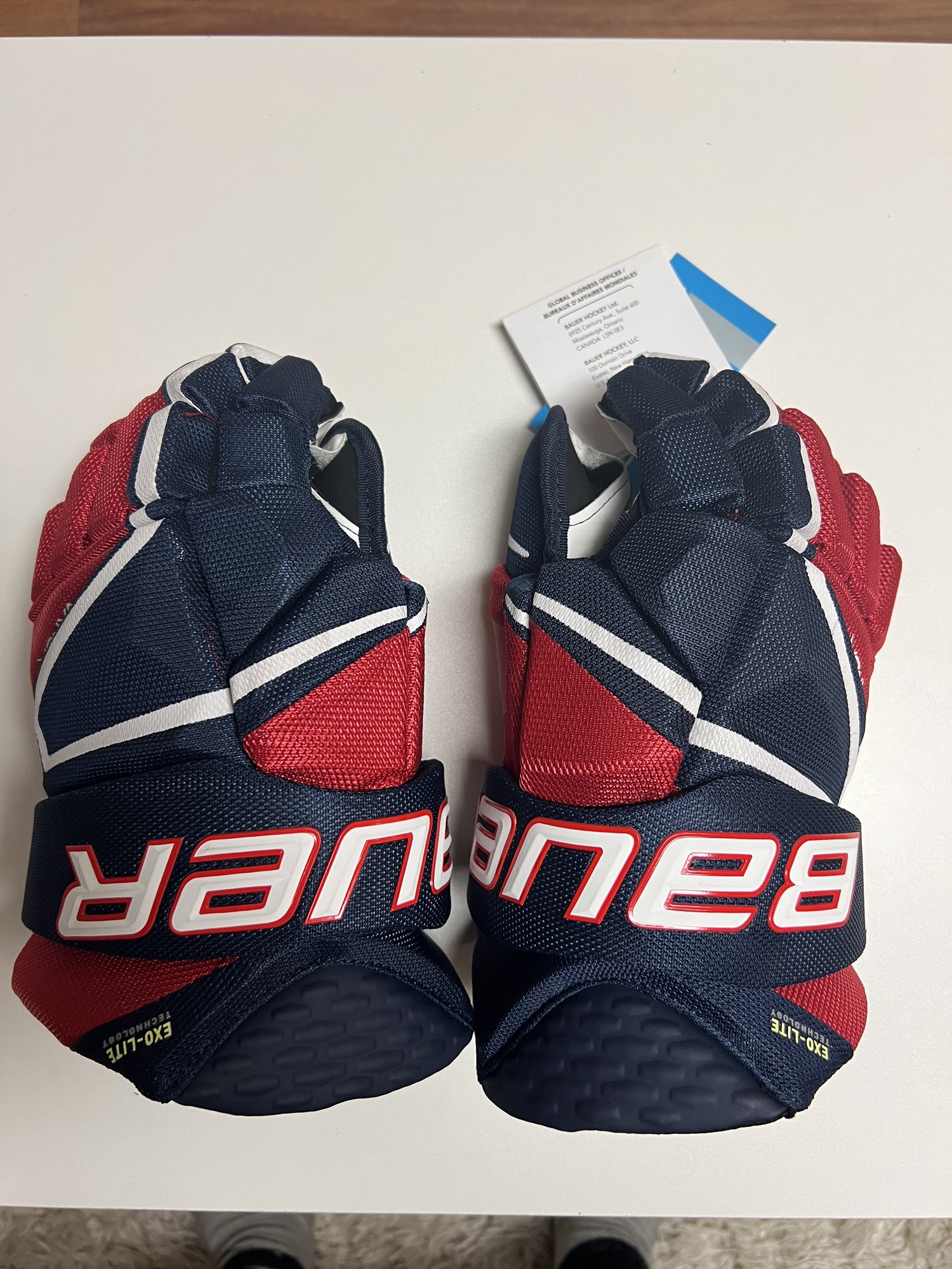 NEW Bauer Hyperlite Gloves | SidelineSwap