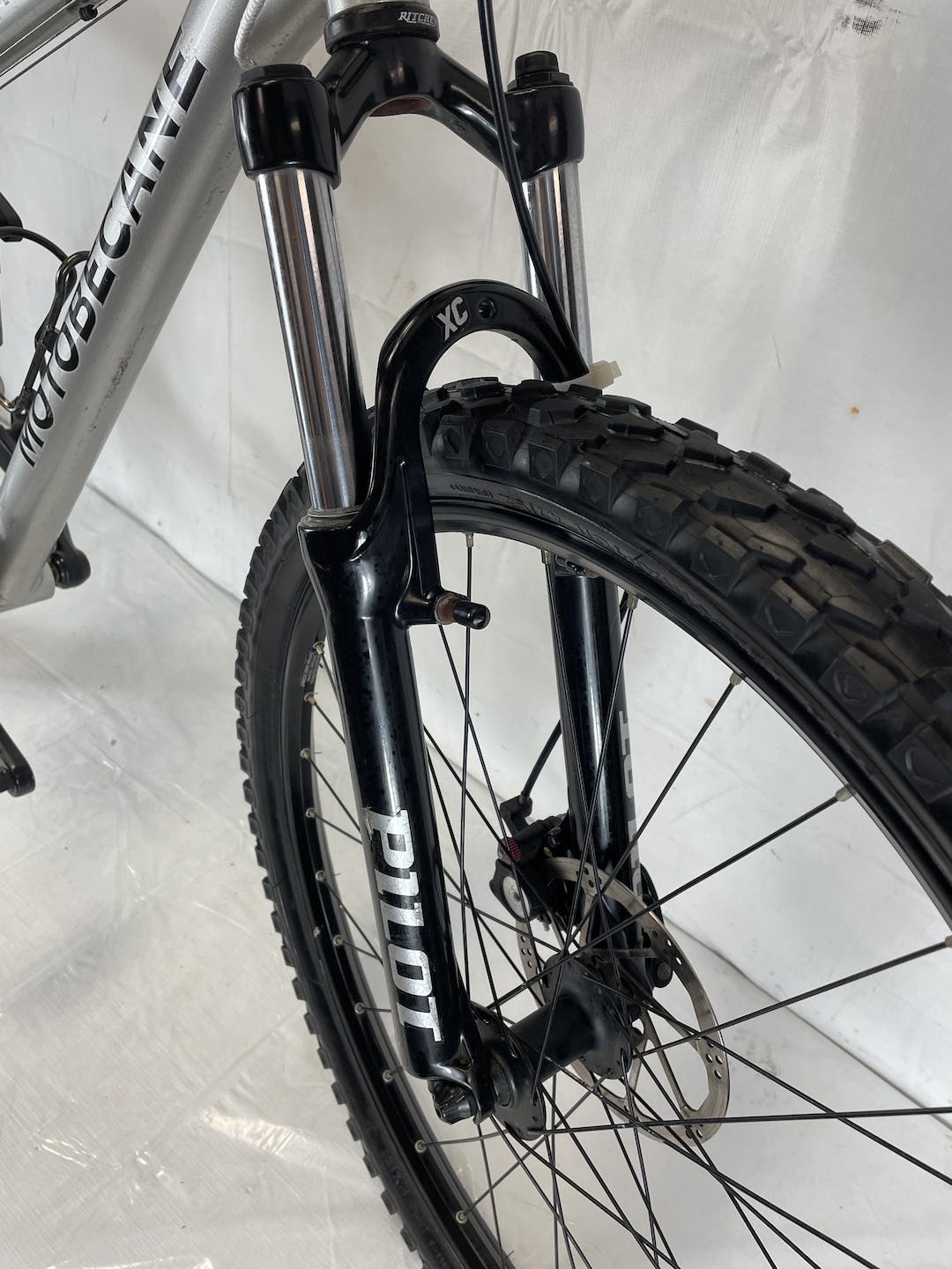 Used Motobecane Fantom Comp 17" Frame 27-speed Mens Full Suspension ...