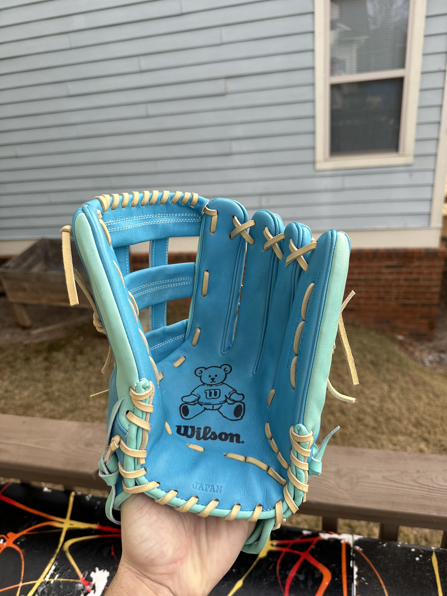 Wilson Staff Outfield Glove Wilson Bear very rare | SidelineSwap