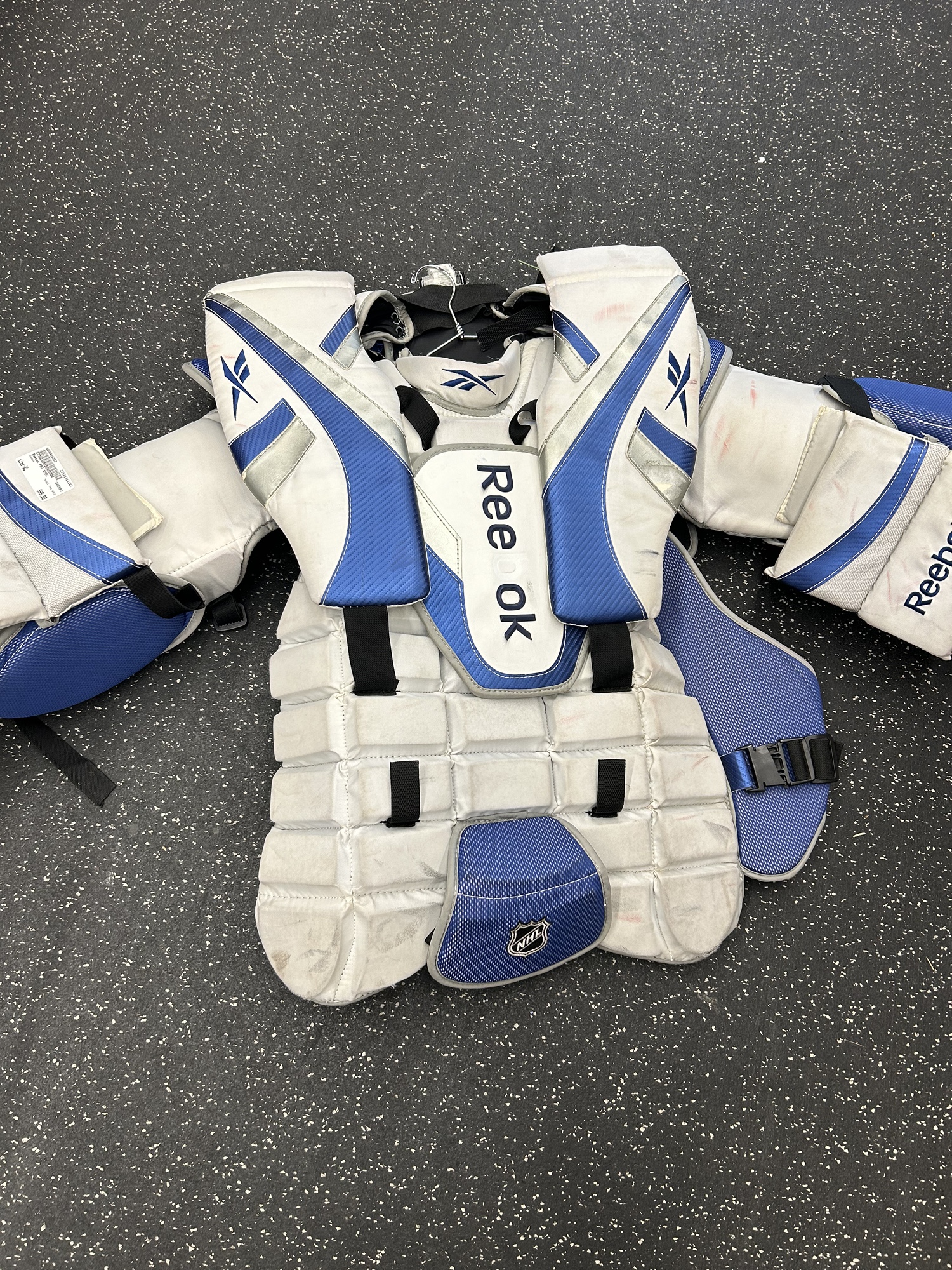 Used Reebok Pro Spec Xl Goalie Body Armour | SidelineSwap