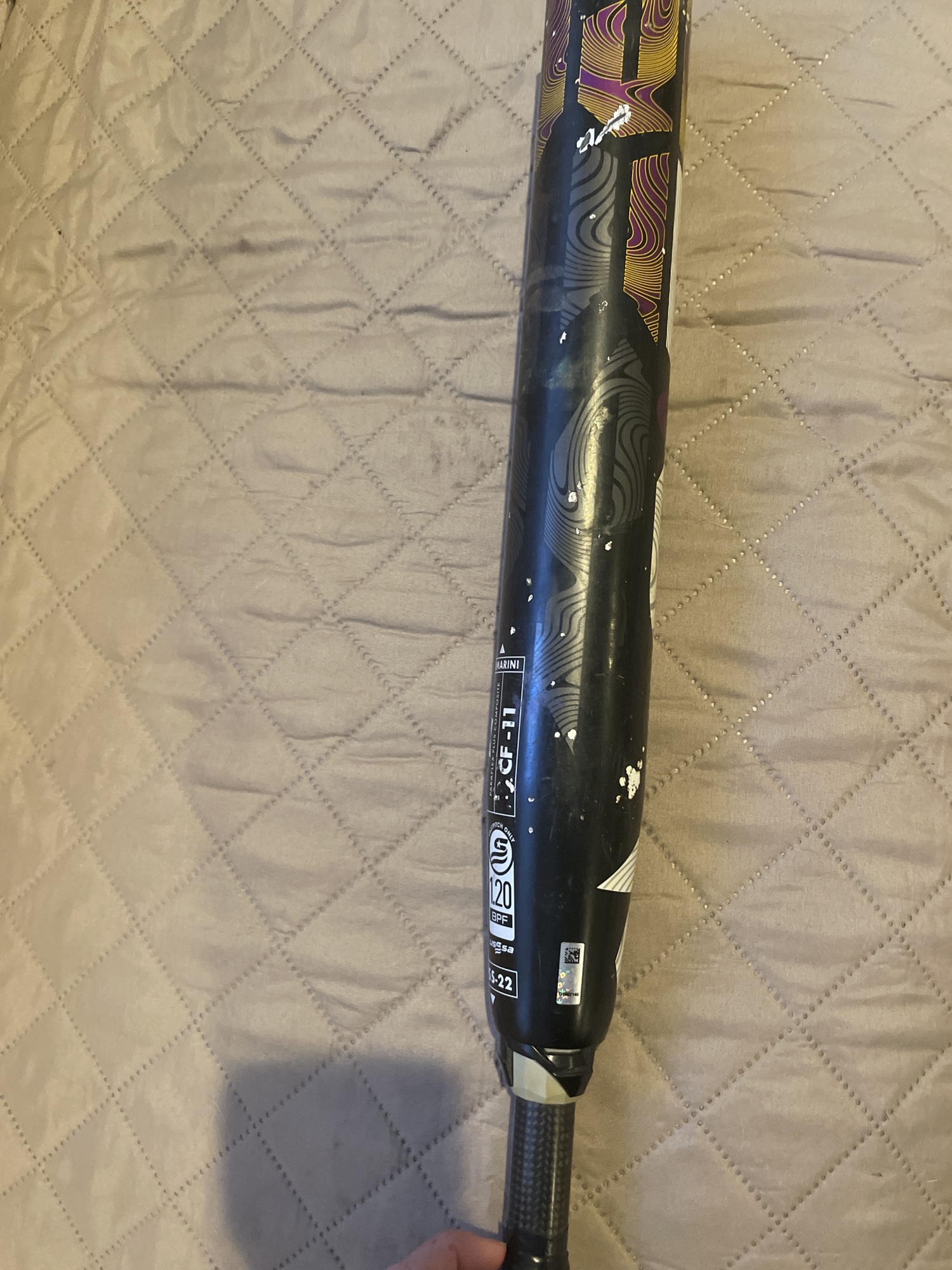 Used 2022 Composite (-11) 19 oz 30" CF Bat | SidelineSwap