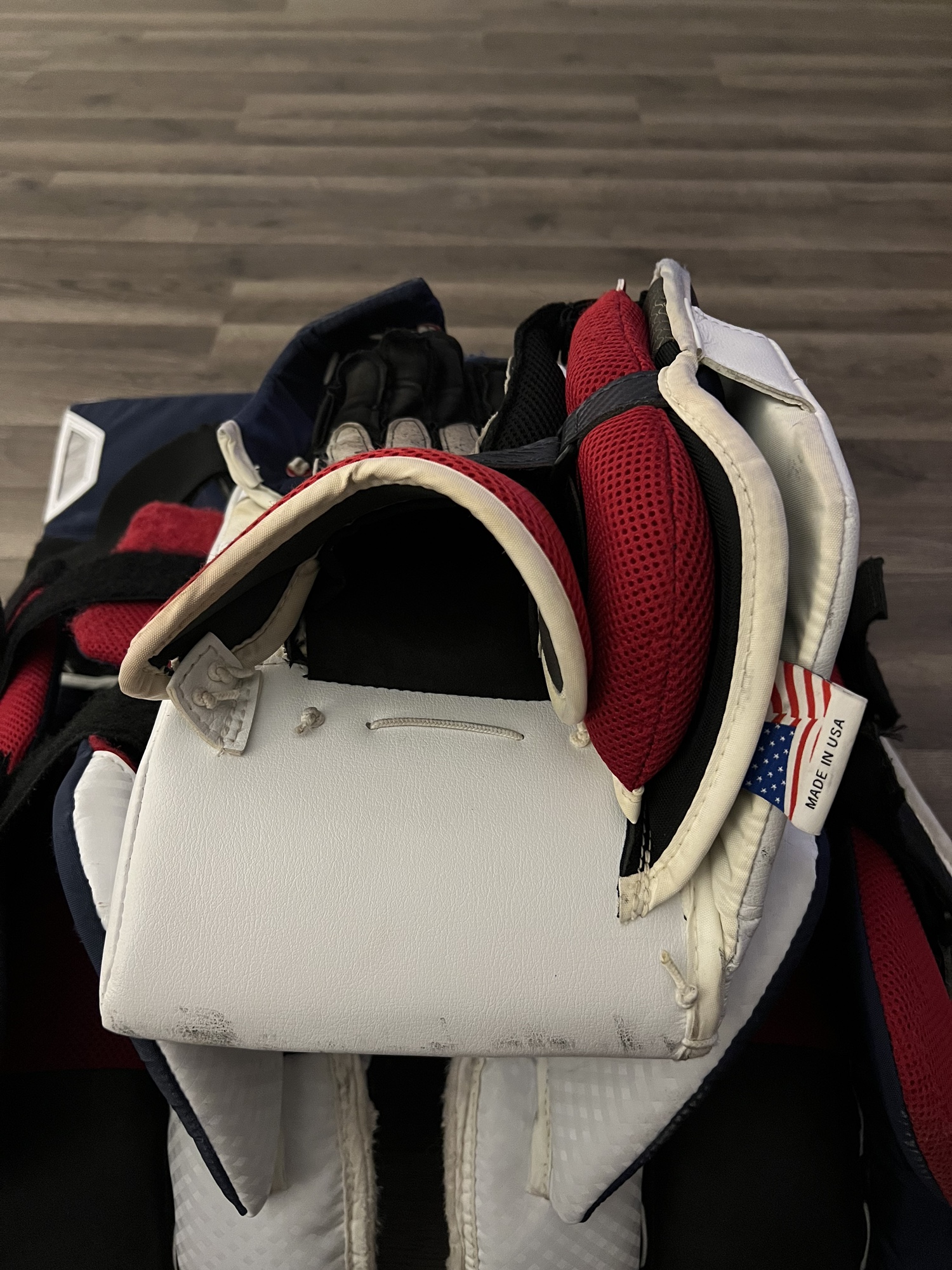 OHL Pro Stock Vaughn SLR3 goalie pads full set | SidelineSwap