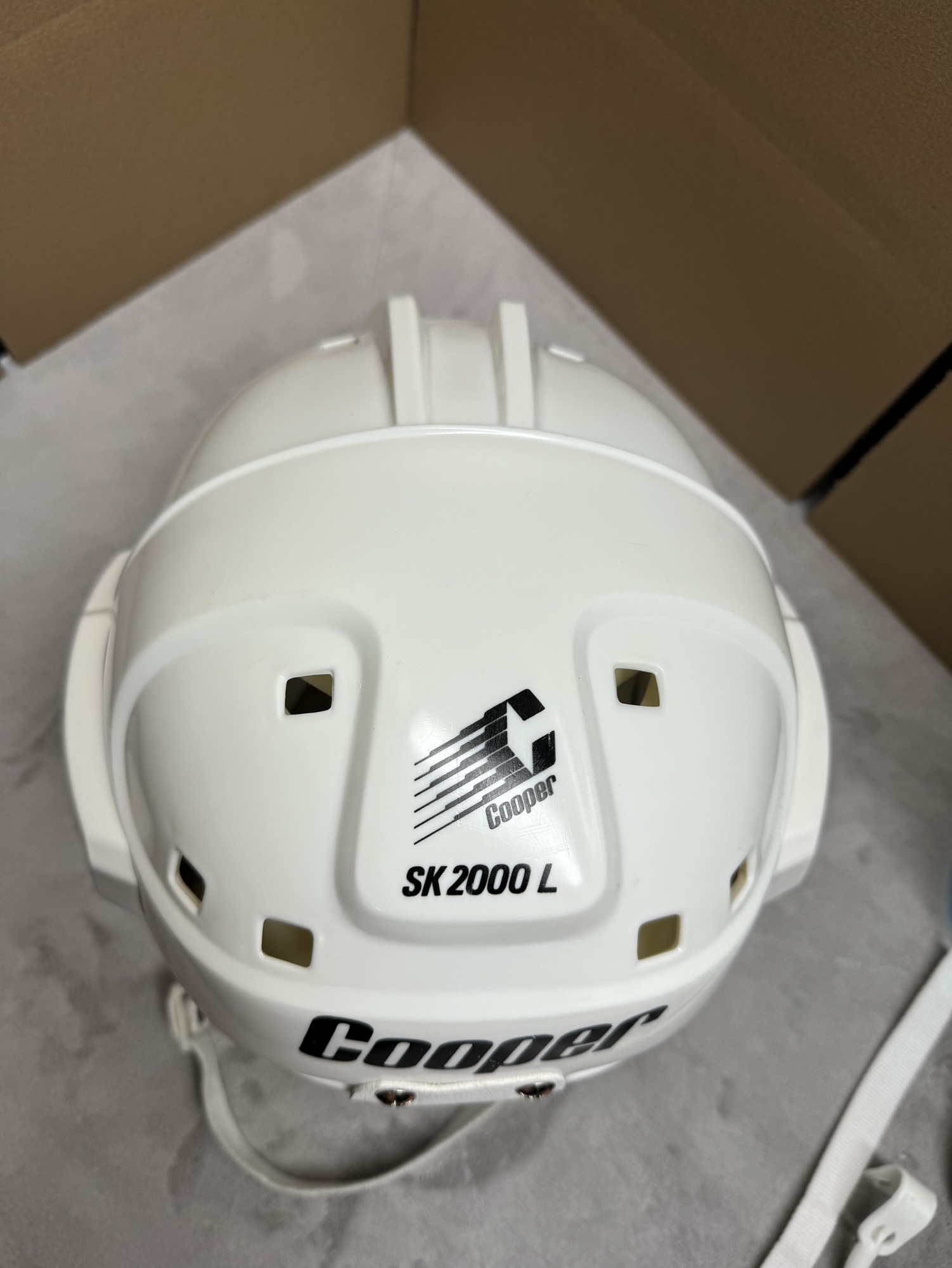 VINTAGE COOPER SK2000 HOCKEY HELMET LARGE IN AMAZING SHAPE | SidelineSwap