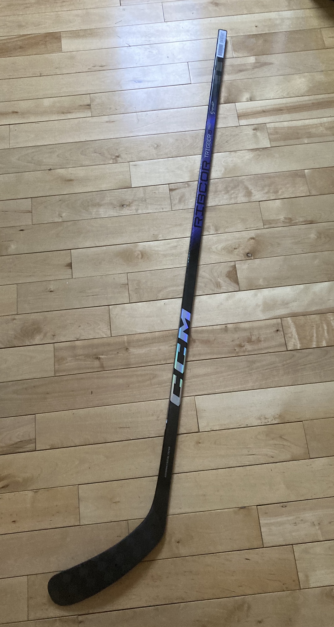 CCM RibCor Trigger 8 Pro Sr 75 Flex P29 Hockey Stick | SidelineSwap