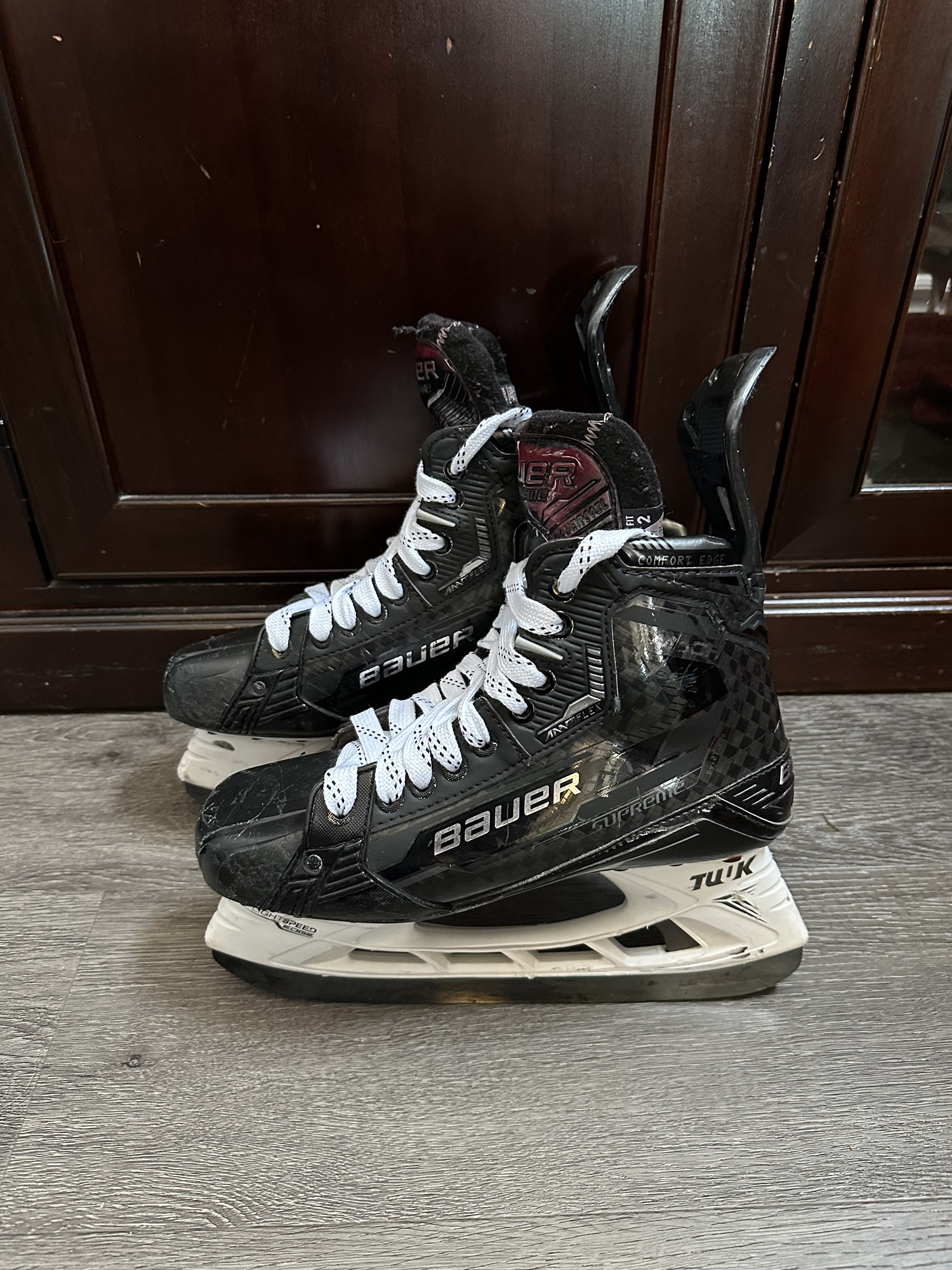 Bauer Mach Skates Fit 2 Size 8 Only 2 Months Old | SidelineSwap