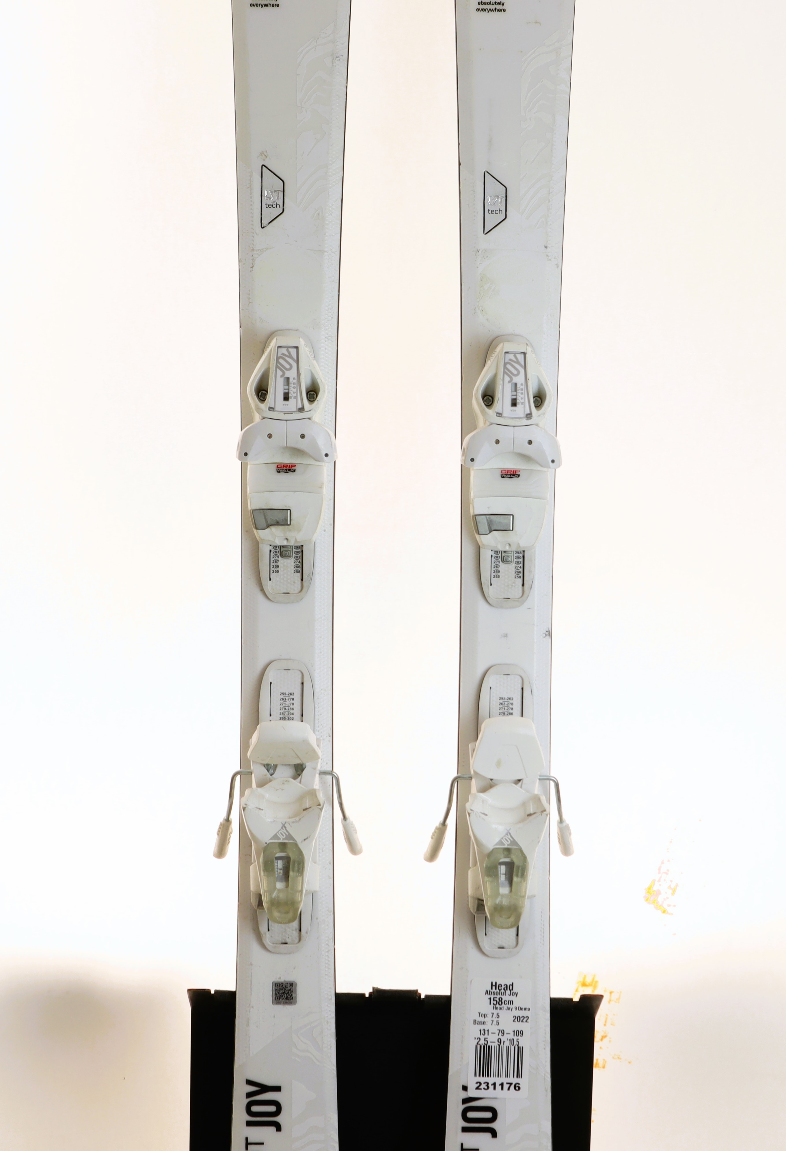 Used 2022 Head Absolut Joy Demo Ski with Head Joy 9 Bindings Size 158 ...