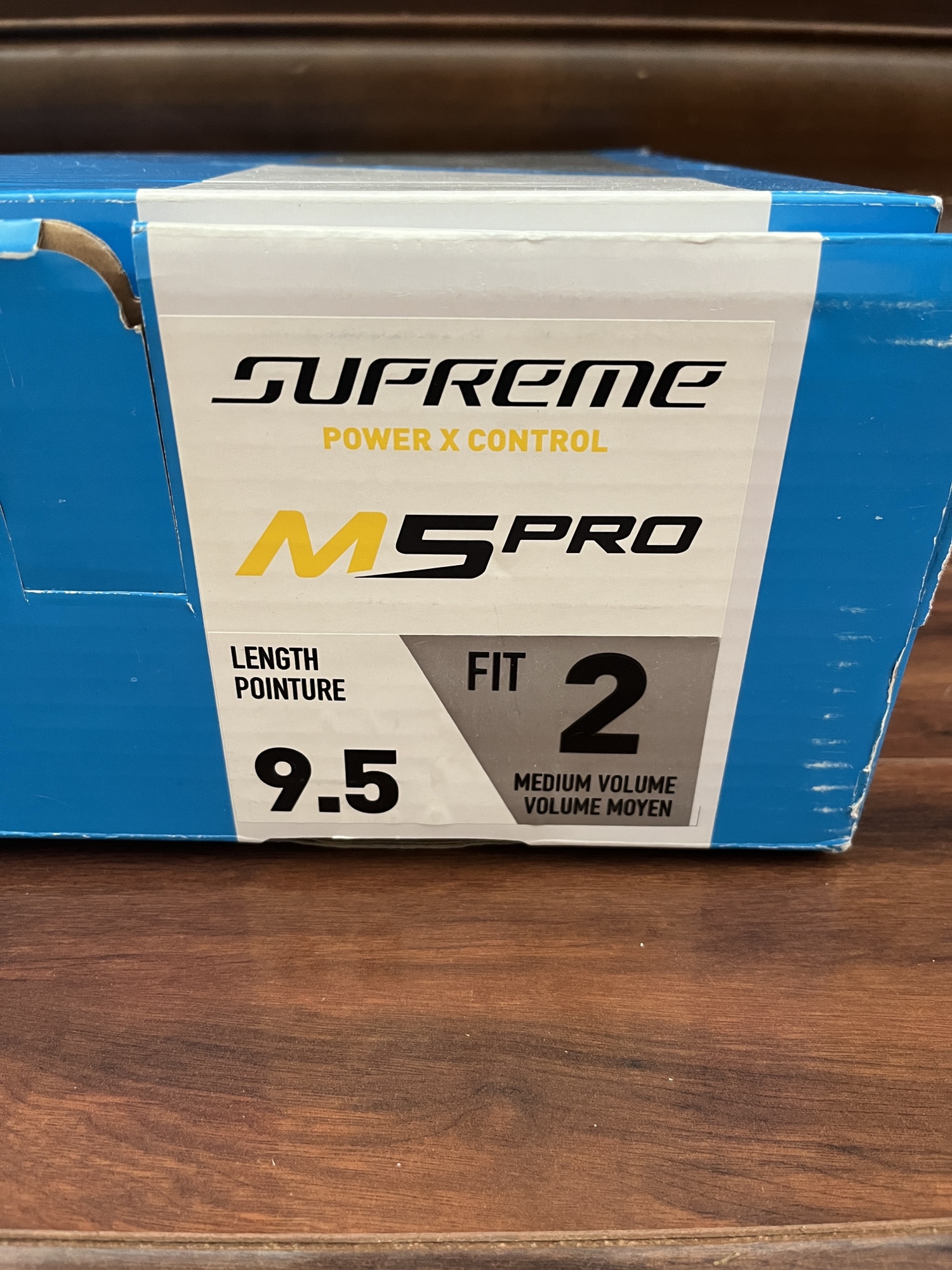 Used Bauer Supreme M5 Pro Hockey Skates Size 9.5 FIT 2 | SidelineSwap