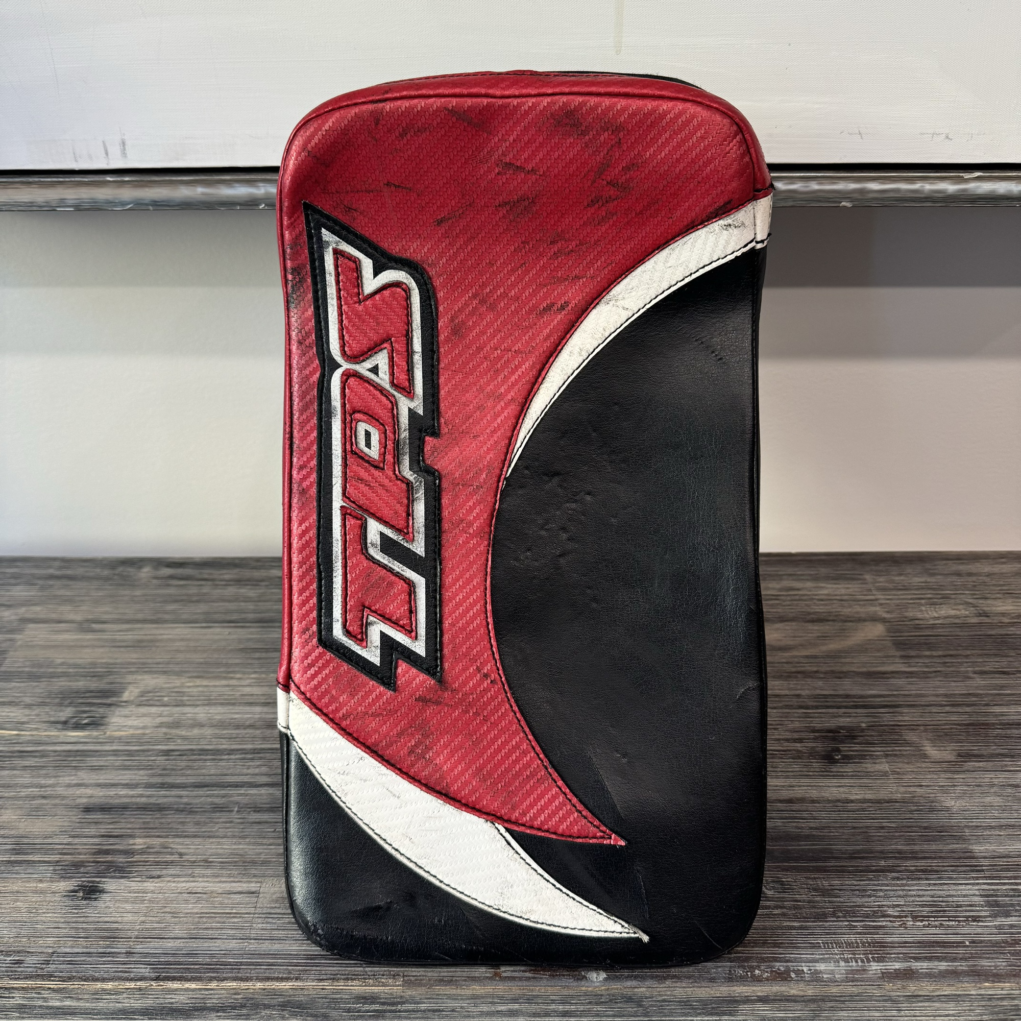 TPS BIONIC Sr Goalie Blocker | SidelineSwap