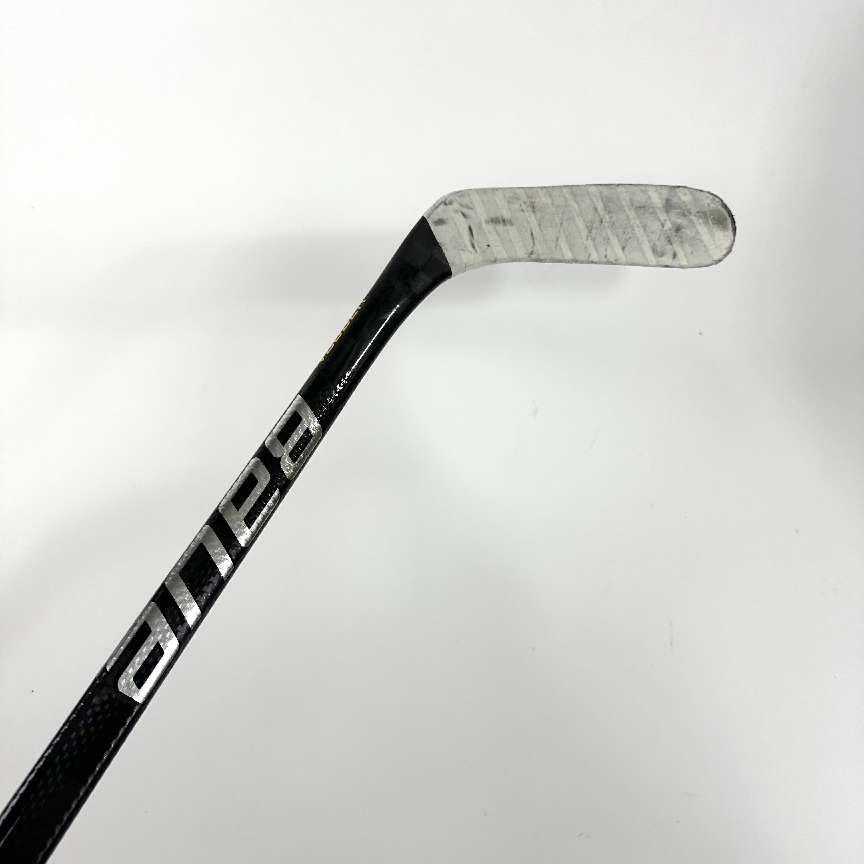 Repaired Right Handed Yellow Bauer Hyperlite 2 - p90tm curve 70 flex ...