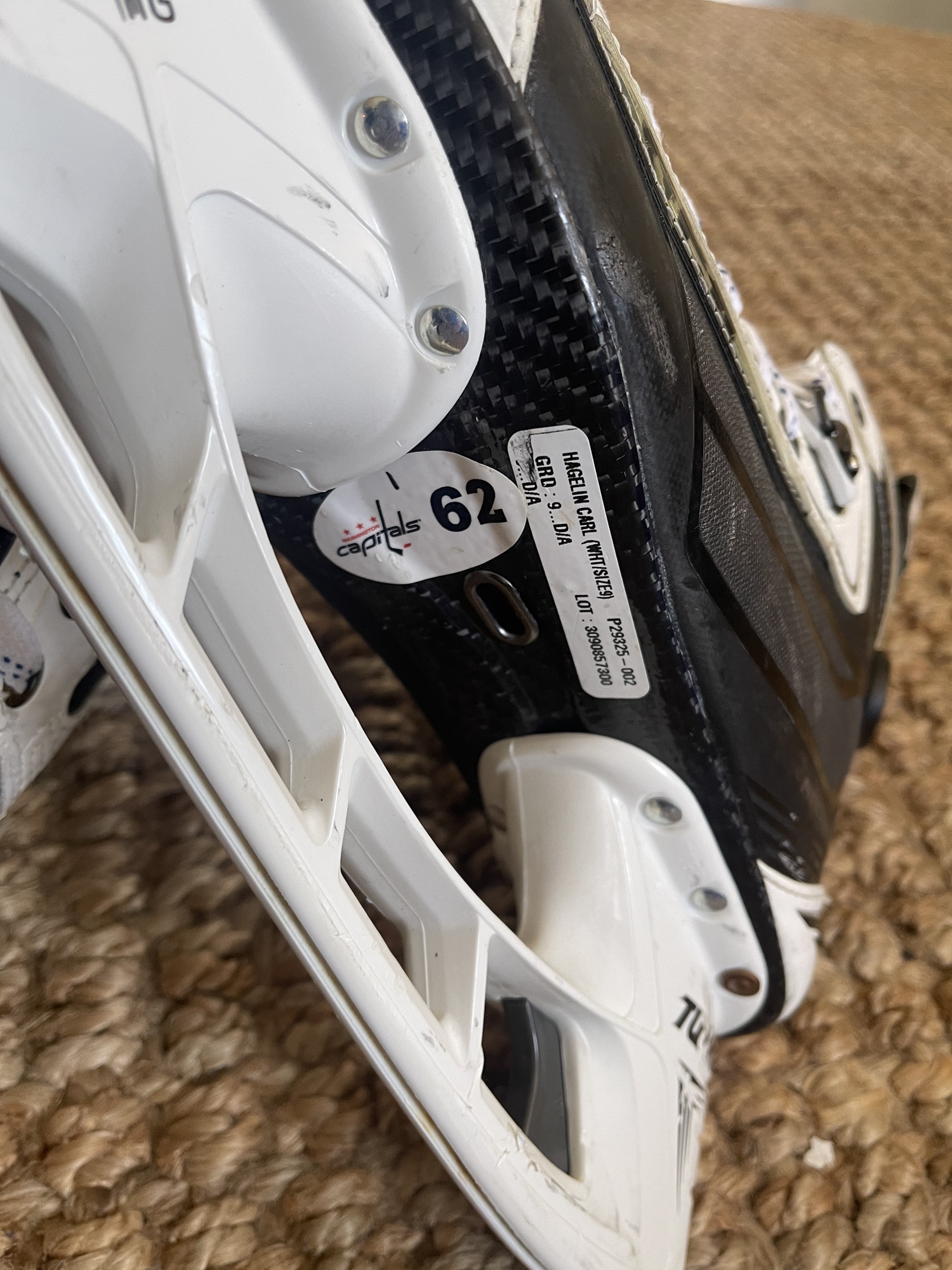 Capitals Hagelin CCM Pro Stock White Ribcore 50K Hockey Skates Size 9 D ...