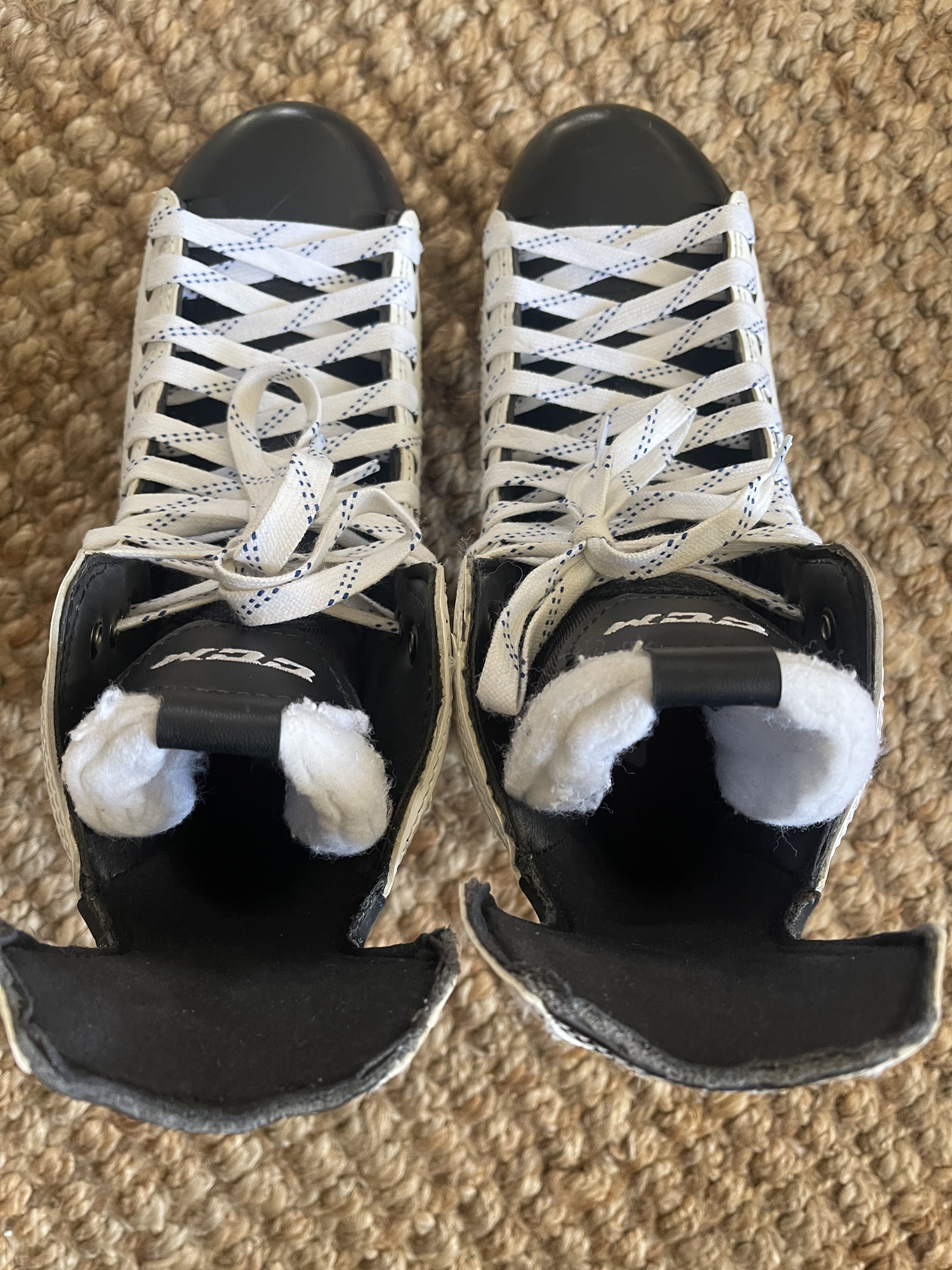 Capitals Hagelin CCM Pro Stock White Ribcore 50K Hockey Skates Size 9 D ...