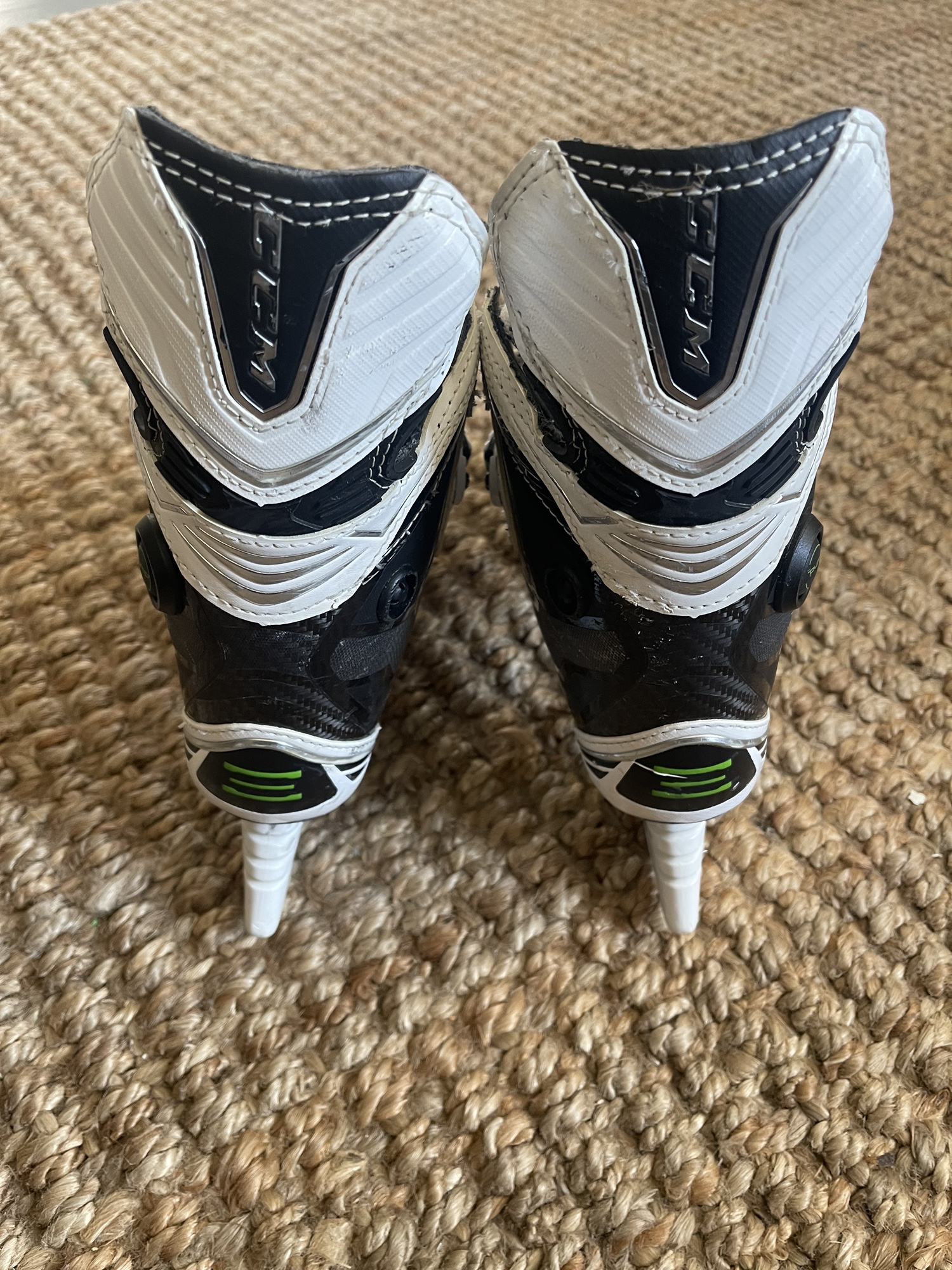 Capitals Hagelin CCM Pro Stock White Ribcore 50K Hockey Skates Size 9 D ...