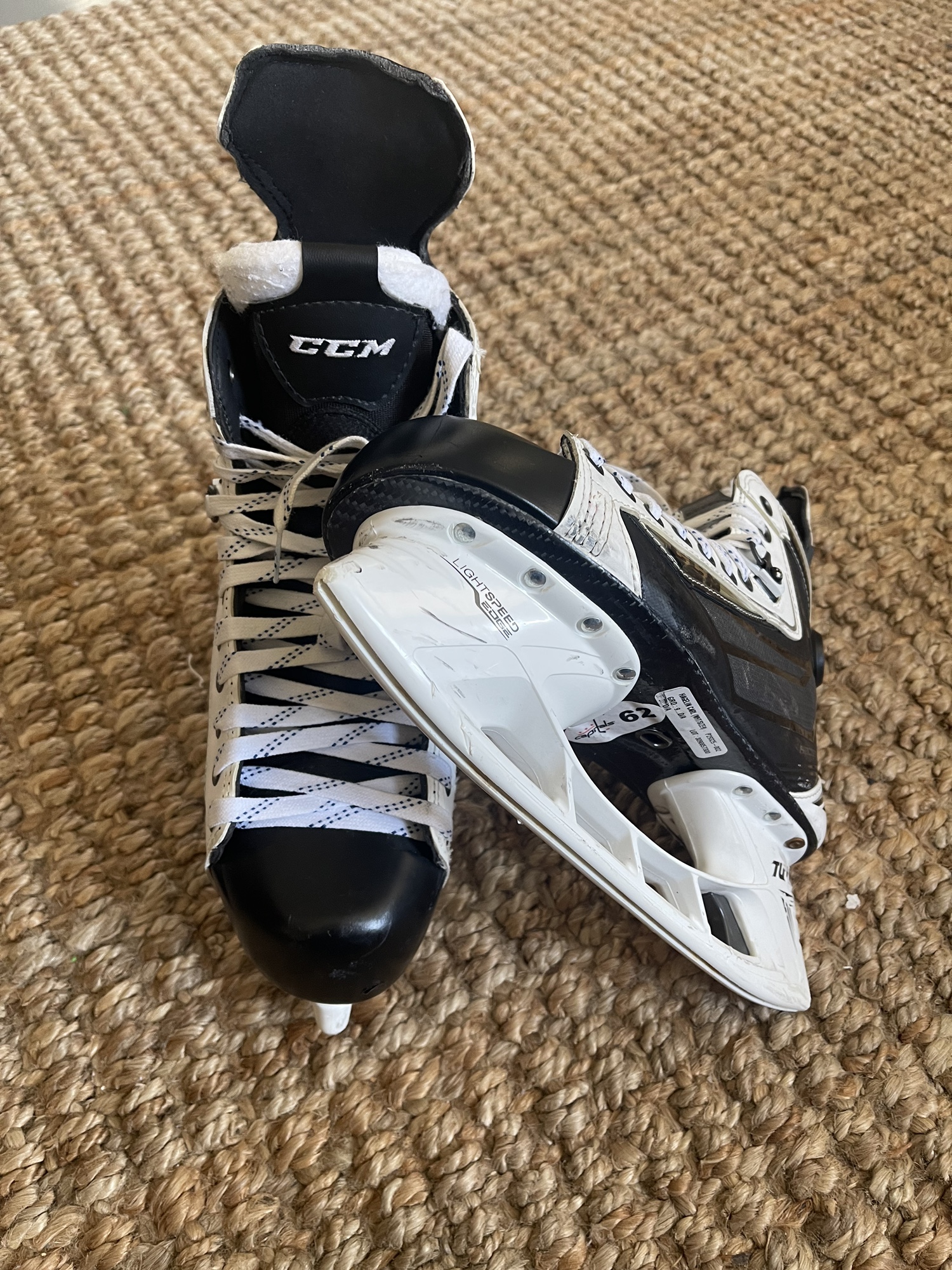 Capitals Hagelin CCM Pro Stock White Ribcore 50K Hockey Skates Size 9 D ...