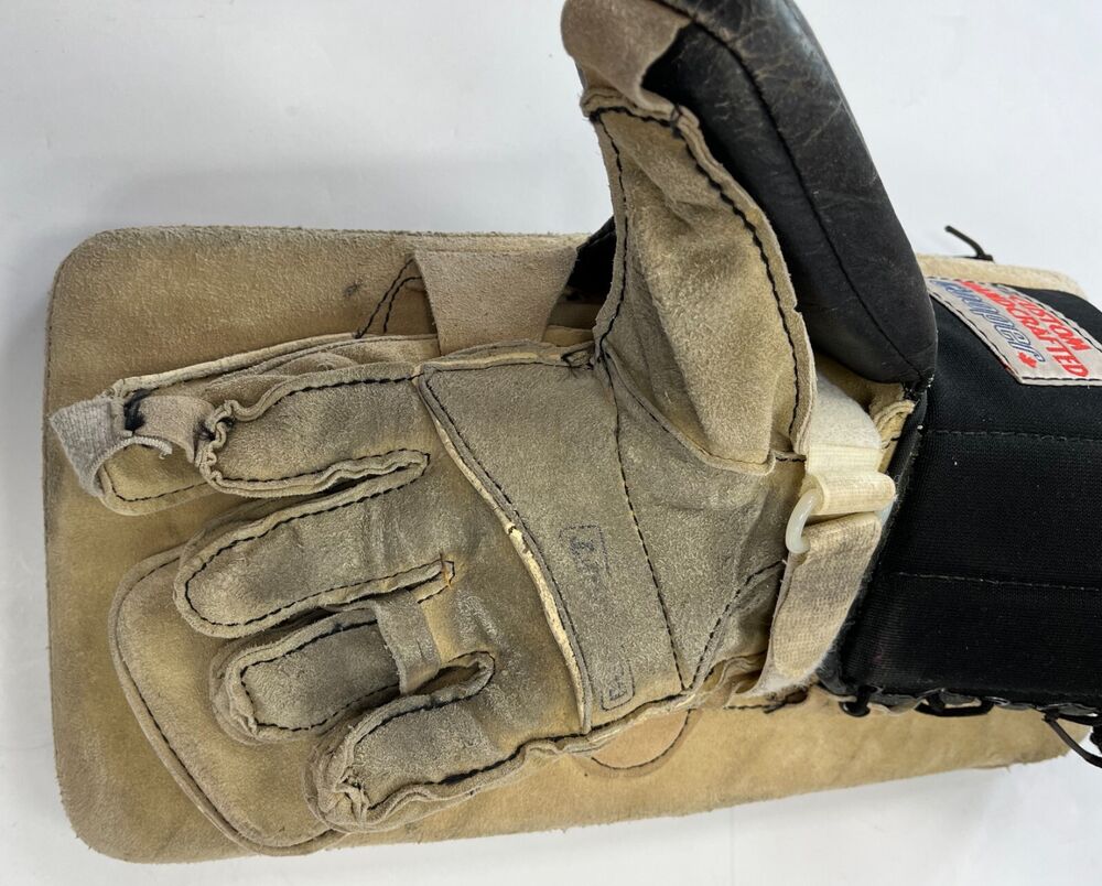 Vintage Cooper GM12 Dura-Soft blocker goalie right hand regular hockey ...