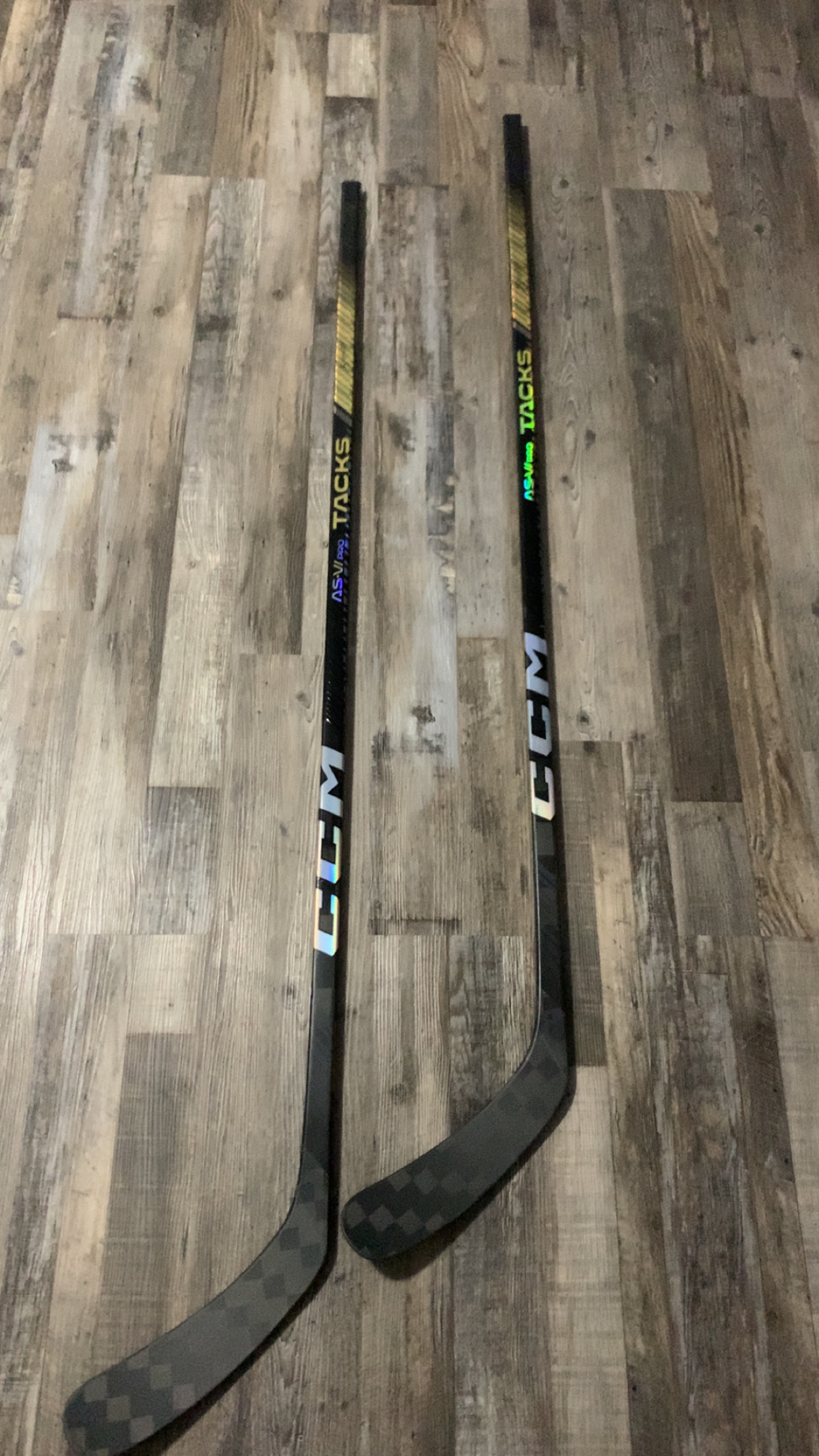 Senior New Right Handed CCM AS6 PRO Hockey Stick P29 | SidelineSwap