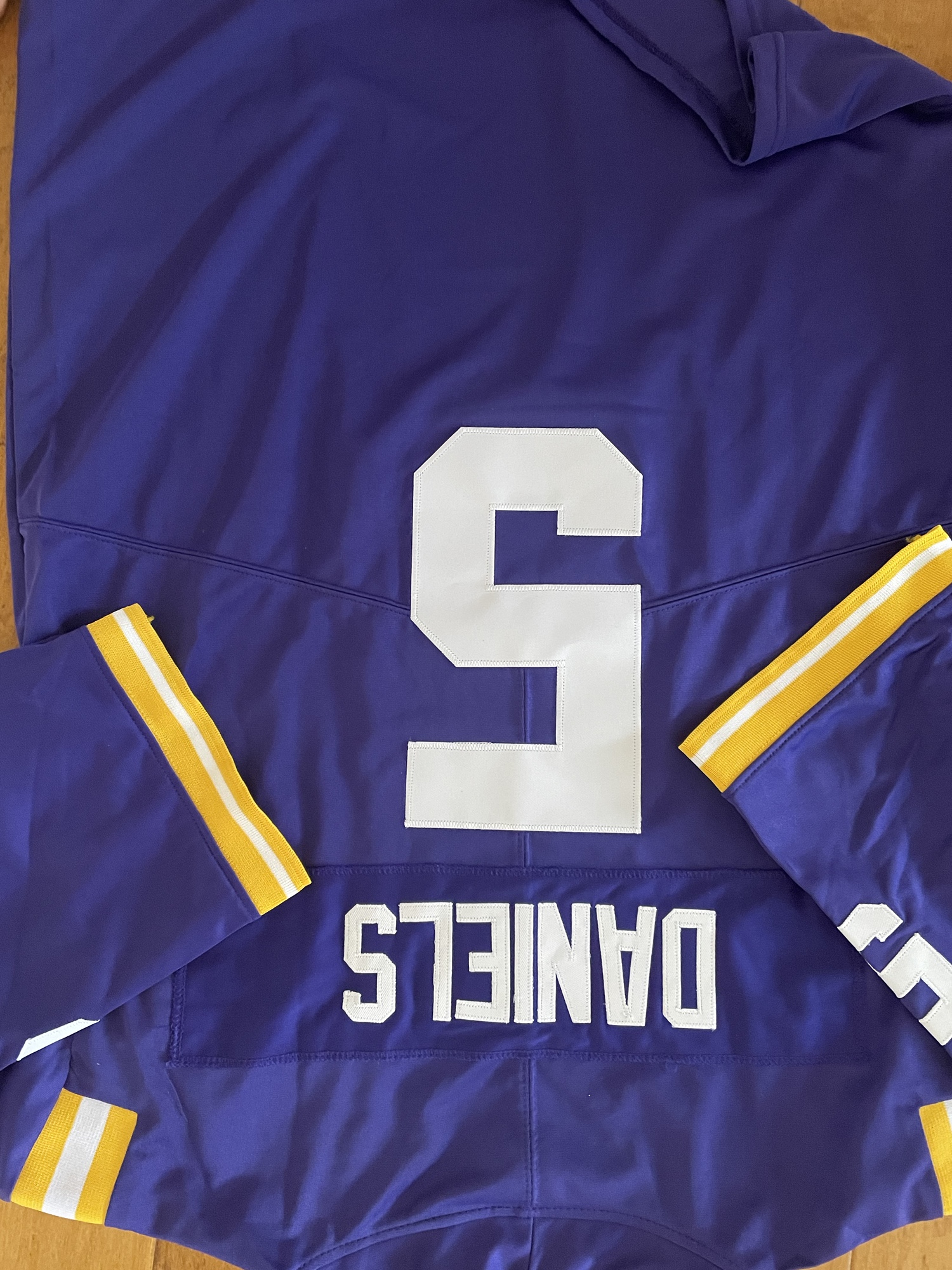 LSU Tigers #5 Jayden Daniels Nike Jersey | SidelineSwap