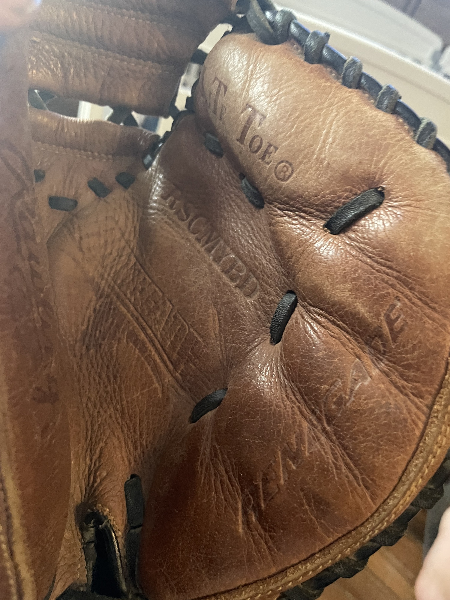 Hard To Find Youth Catchers Mitt 29" | SidelineSwap