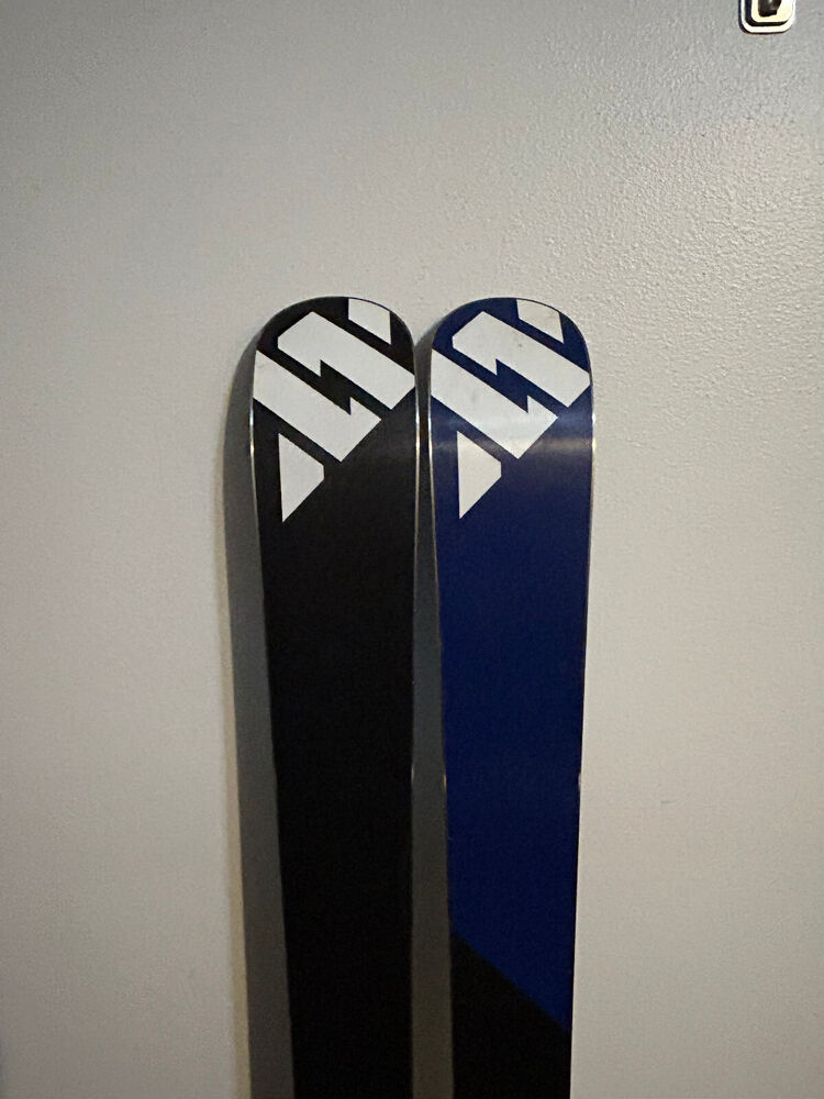 Volkl Shiro Jr. Twin Tip / Tip and Tail Rocker All-Mountain 153 cm ...