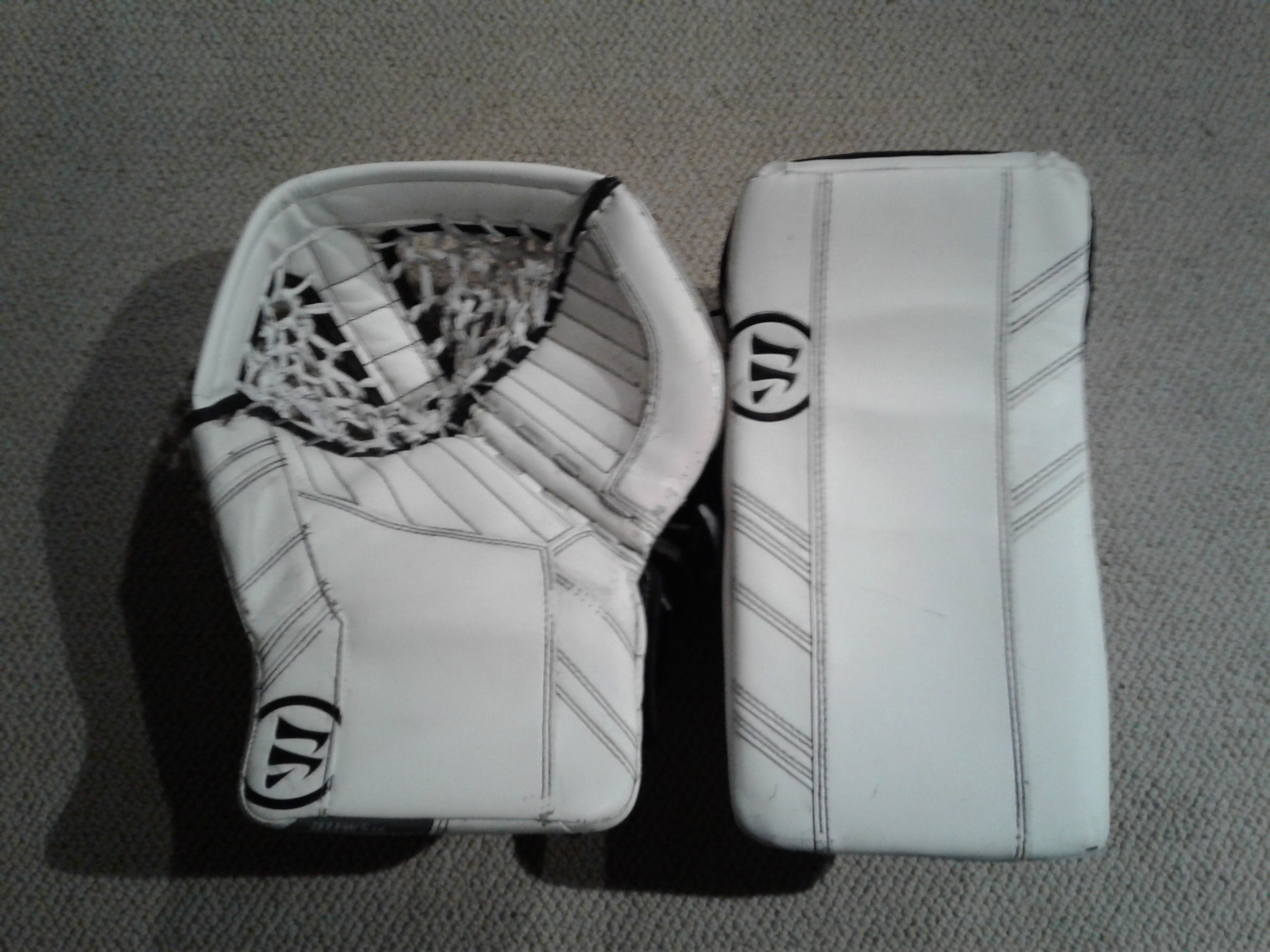 Used 33" Warrior Regular Ritual G2 Goalie Full Set Pro Stock | SidelineSwap