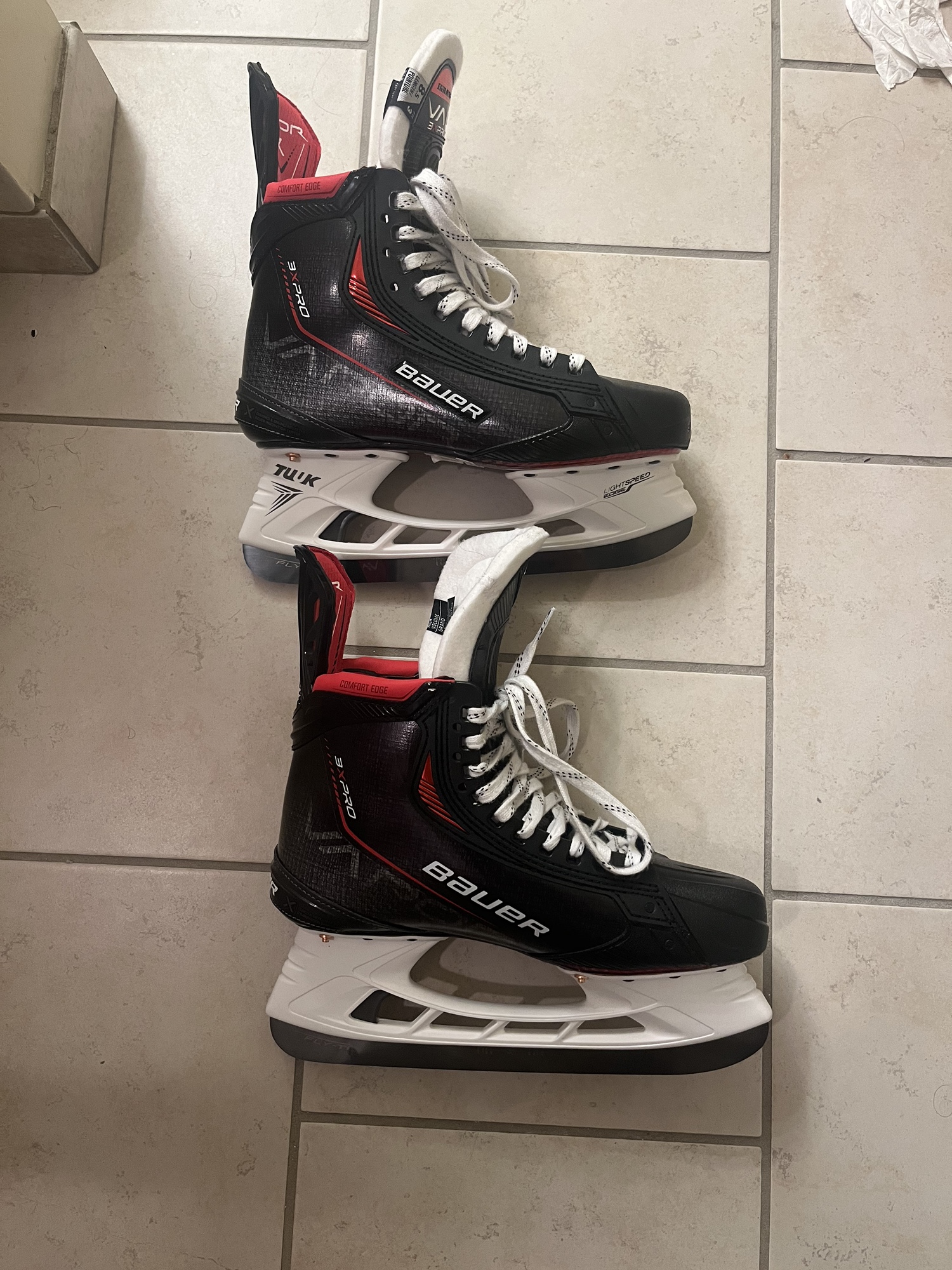 Perfectly New Bauer Vapor 3x Pro 8.5 W Upgraded Steel + Waxed Laces ...