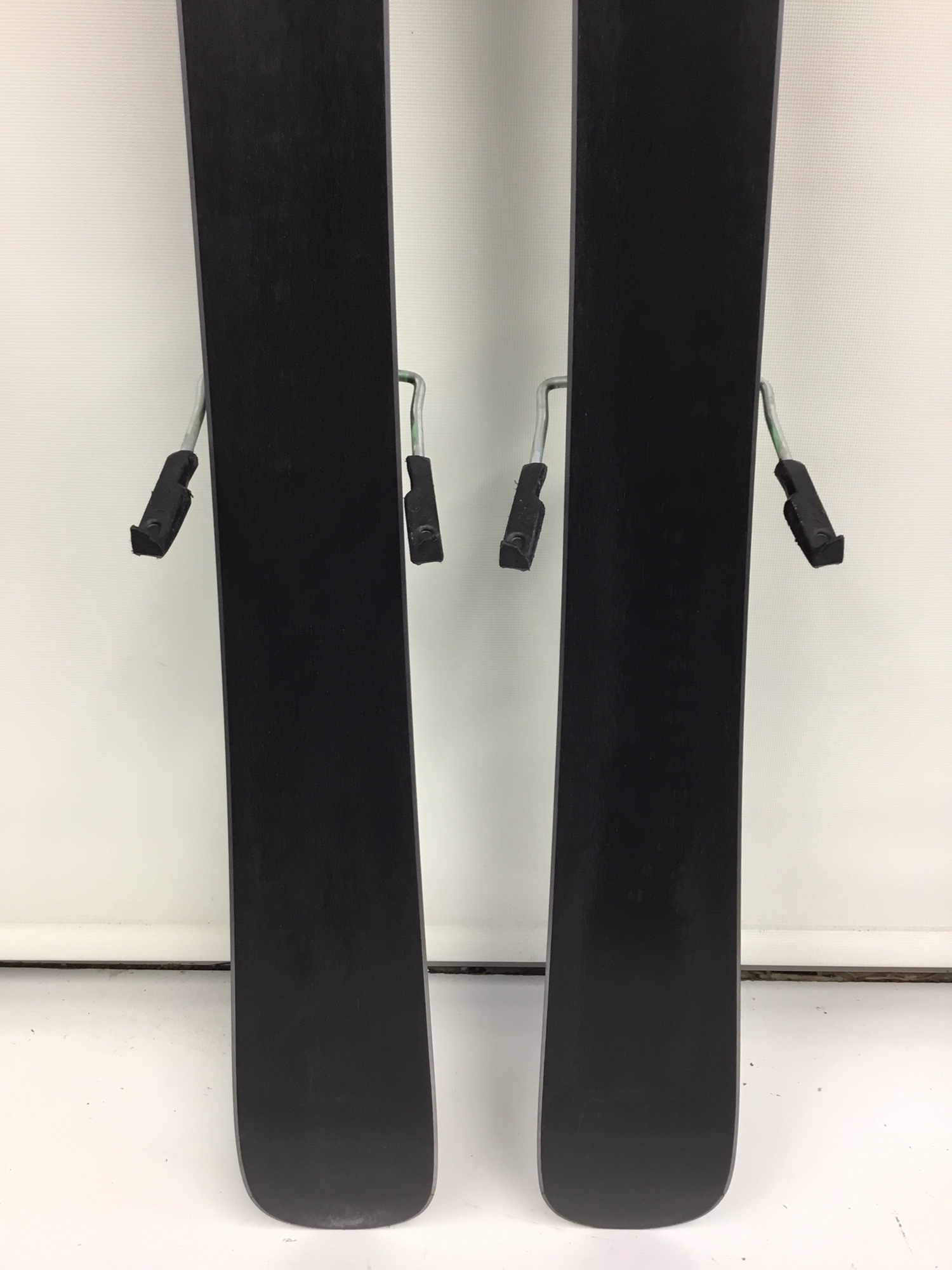 120 Salomon ShortMax skis | SidelineSwap
