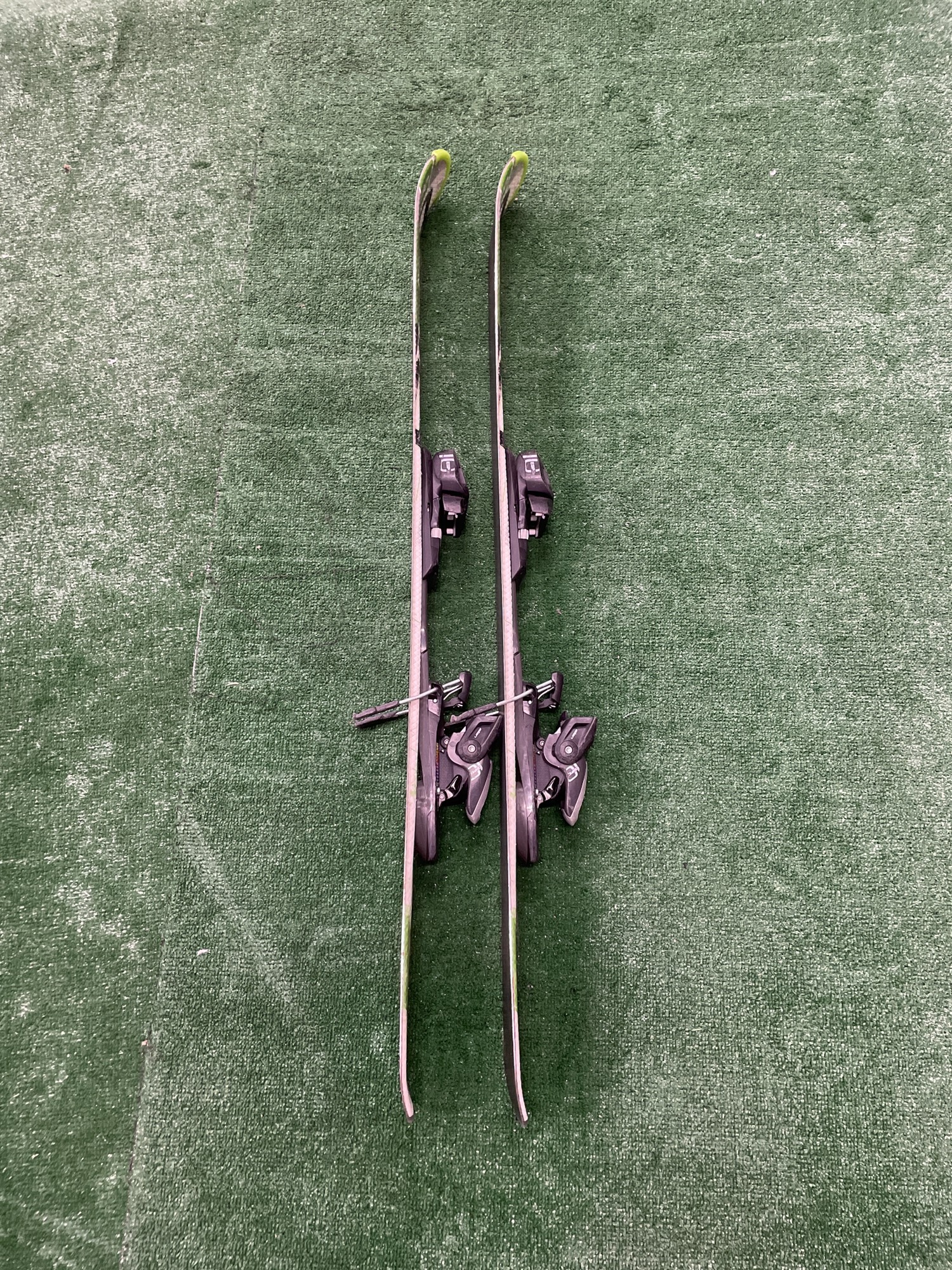 Used Unisex 2014 Elan Exar e-Rise 130 All Mountain & Carving Skis (ESP ...