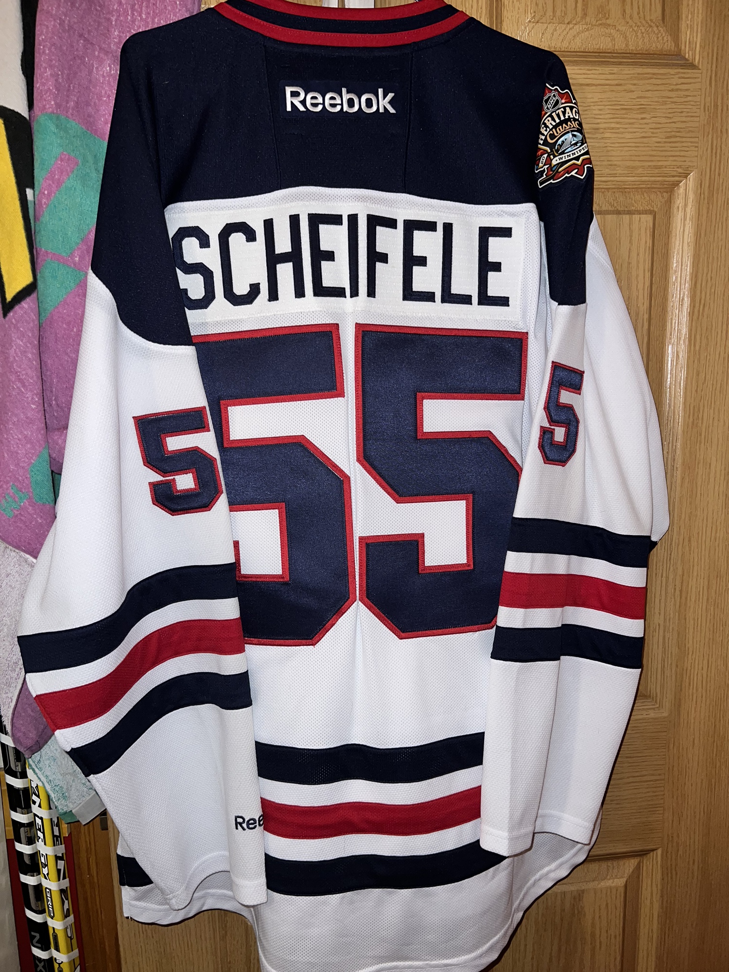 Winnipeg Jets Mark Scheifele Jersey XXL | SidelineSwap