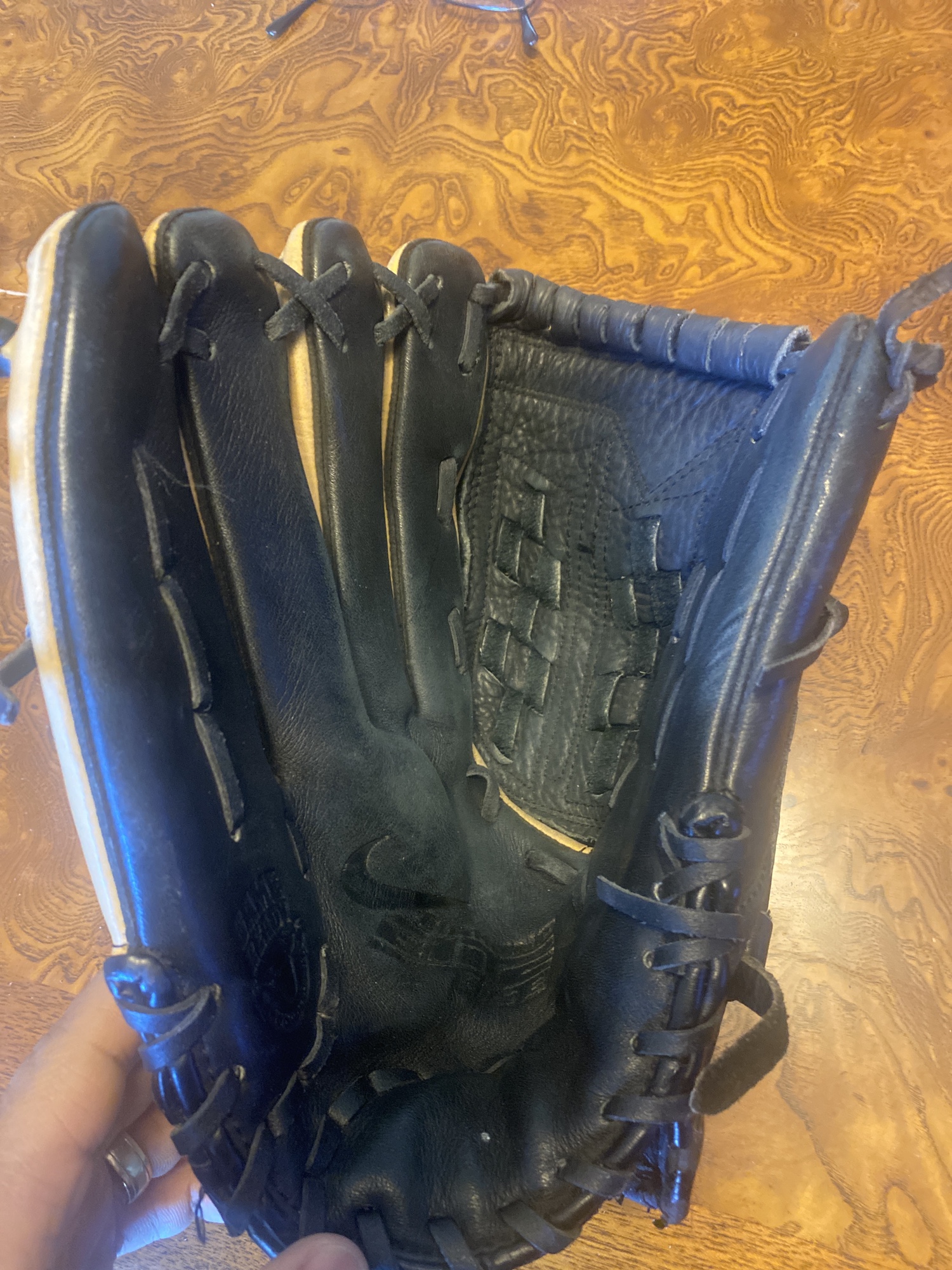 2018 Left Hand Throw 13" Diamond Elite Baseball Glove | SidelineSwap