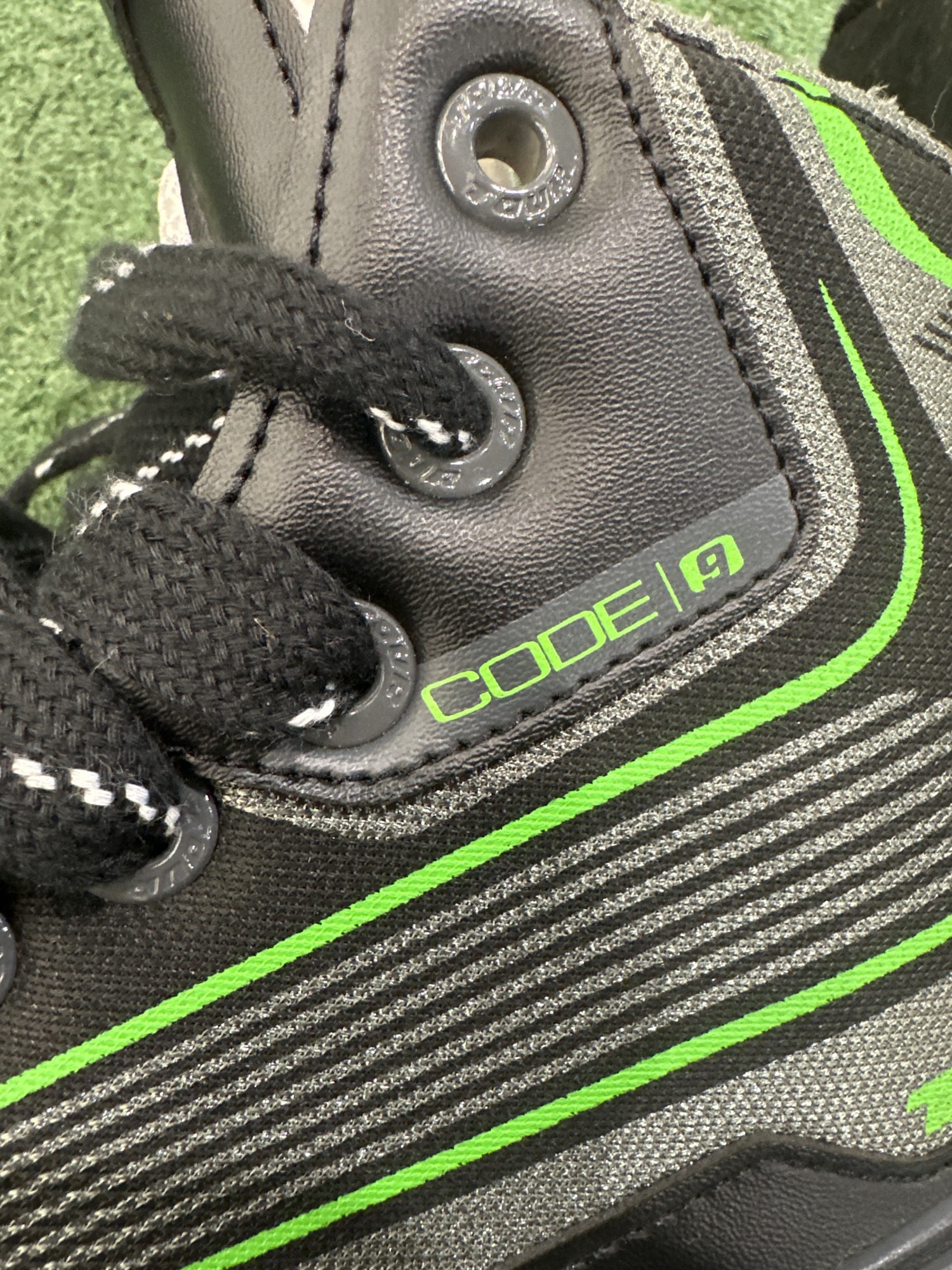 Used Tour Code 9 Inline Skates D&R (Regular) 5 | SidelineSwap