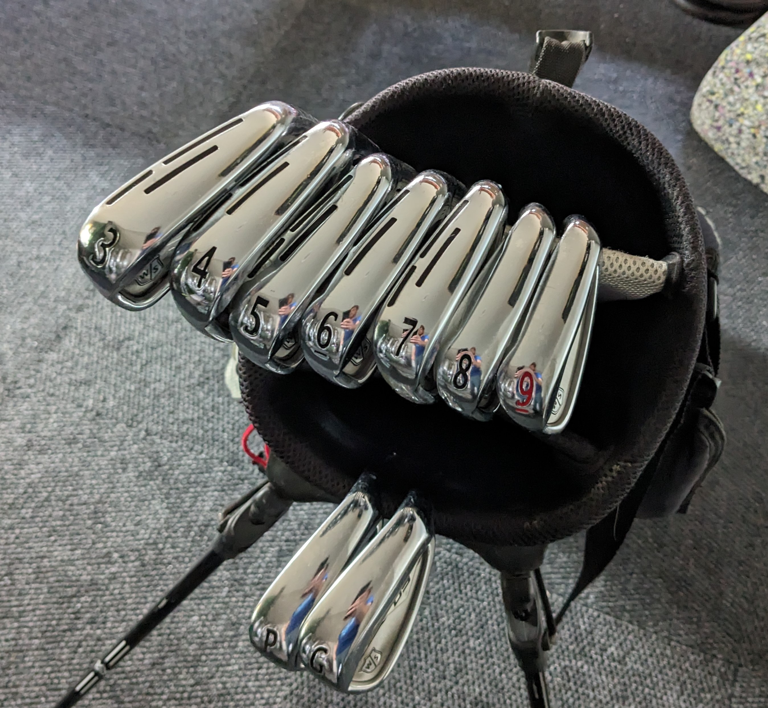 Men's Used Wilson Right Handed Staff D9 Forged Iron Set Stiff Flex 9 ...