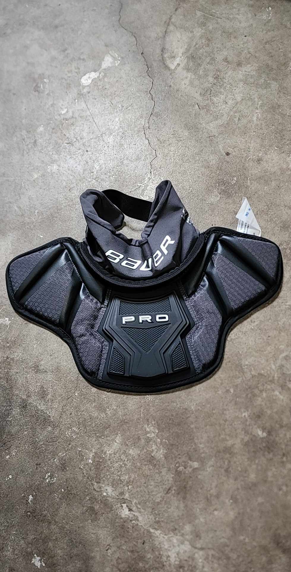 New Bauer Pro Senior Goalie Neck Guard | SidelineSwap