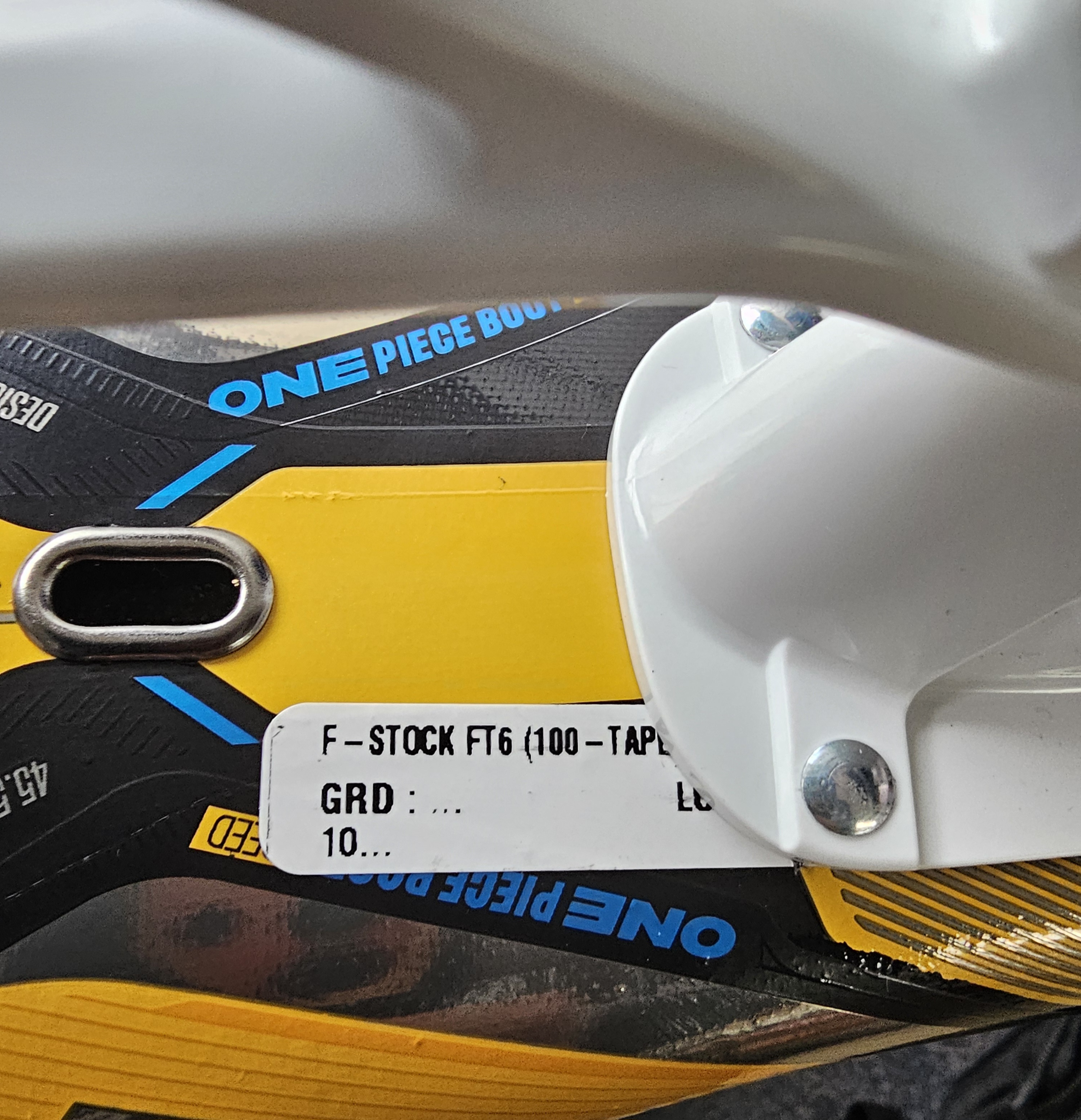 CCM JETSPEED FT6 PRO STOCK HOCKEY SKATES 10 TAPERED NEW YELLOW MIC ...