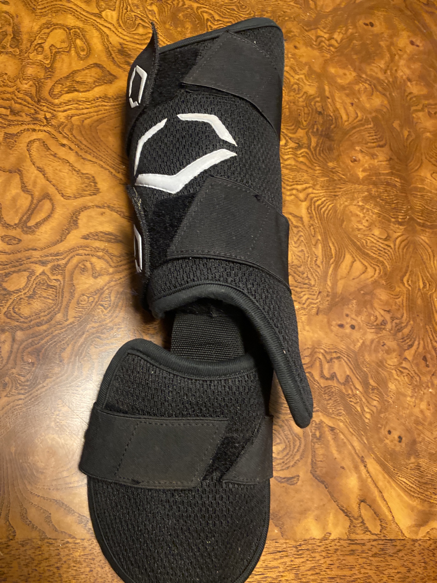 Evo shield Leg Guard Senior | SidelineSwap