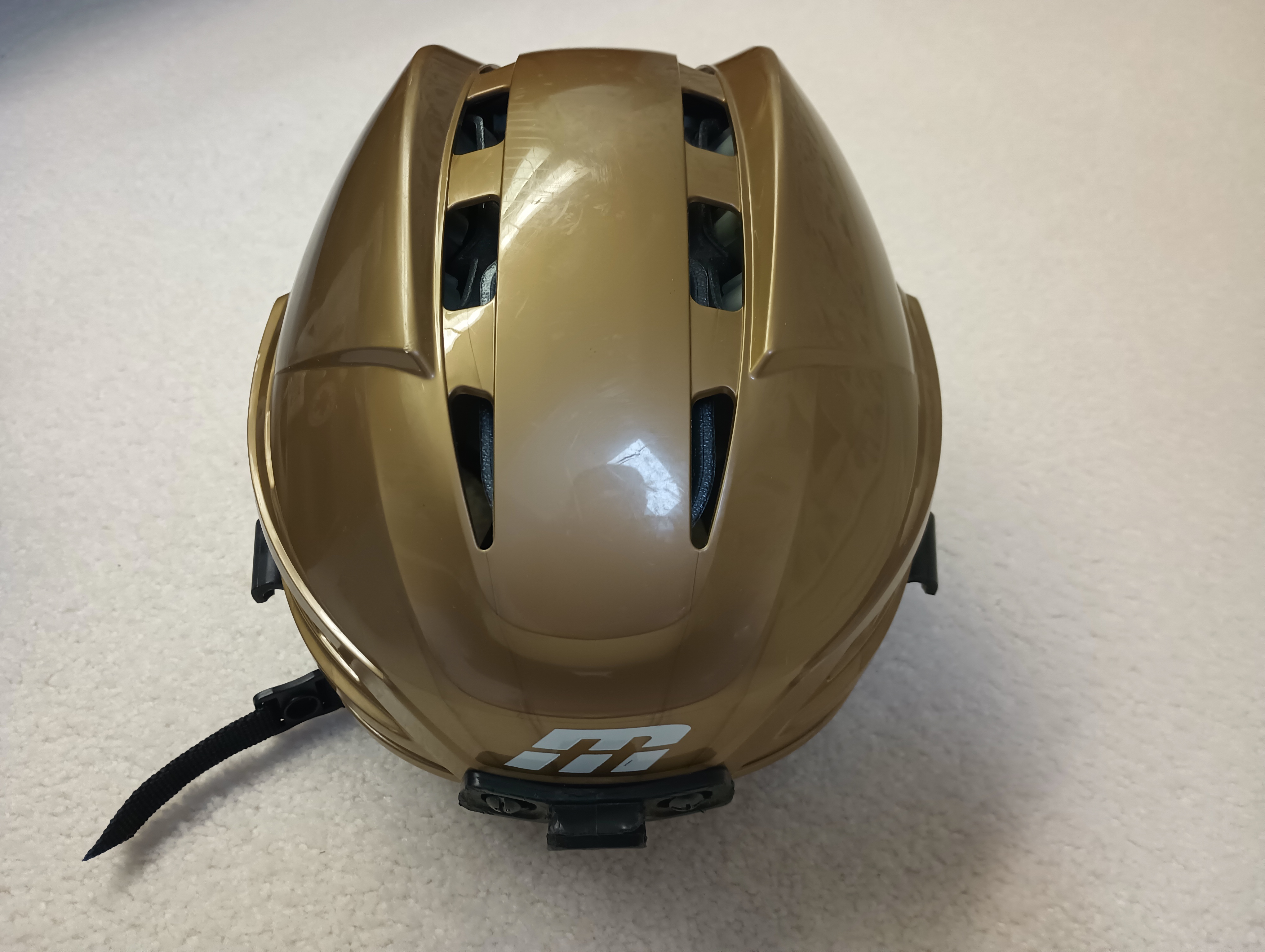 Used Gold Adult Medium Cascade M11 Ice Hockey Helmet | SidelineSwap