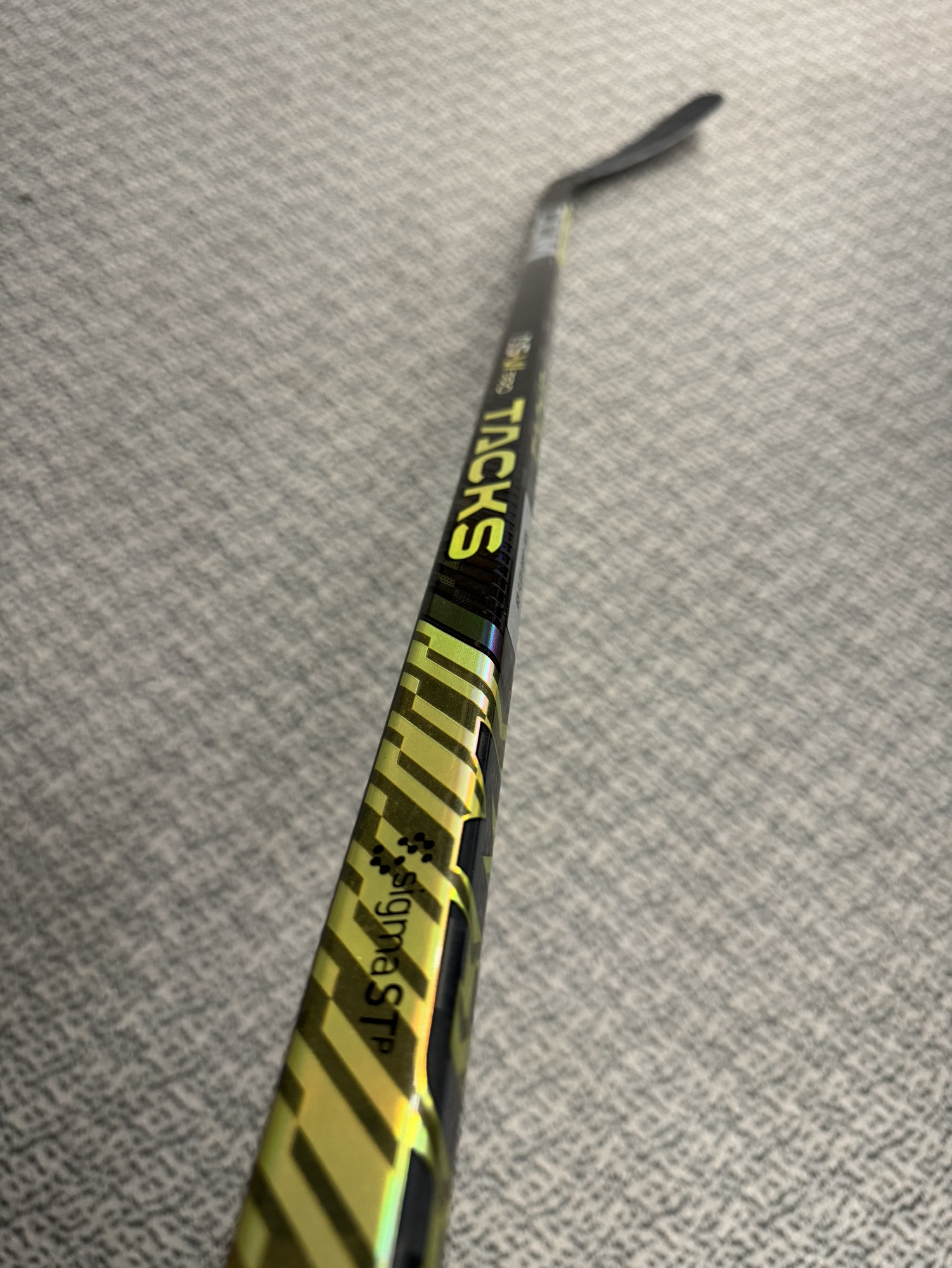 CCM Tacks AS-VI Pro 65 flex P29 curve right hand stick | SidelineSwap