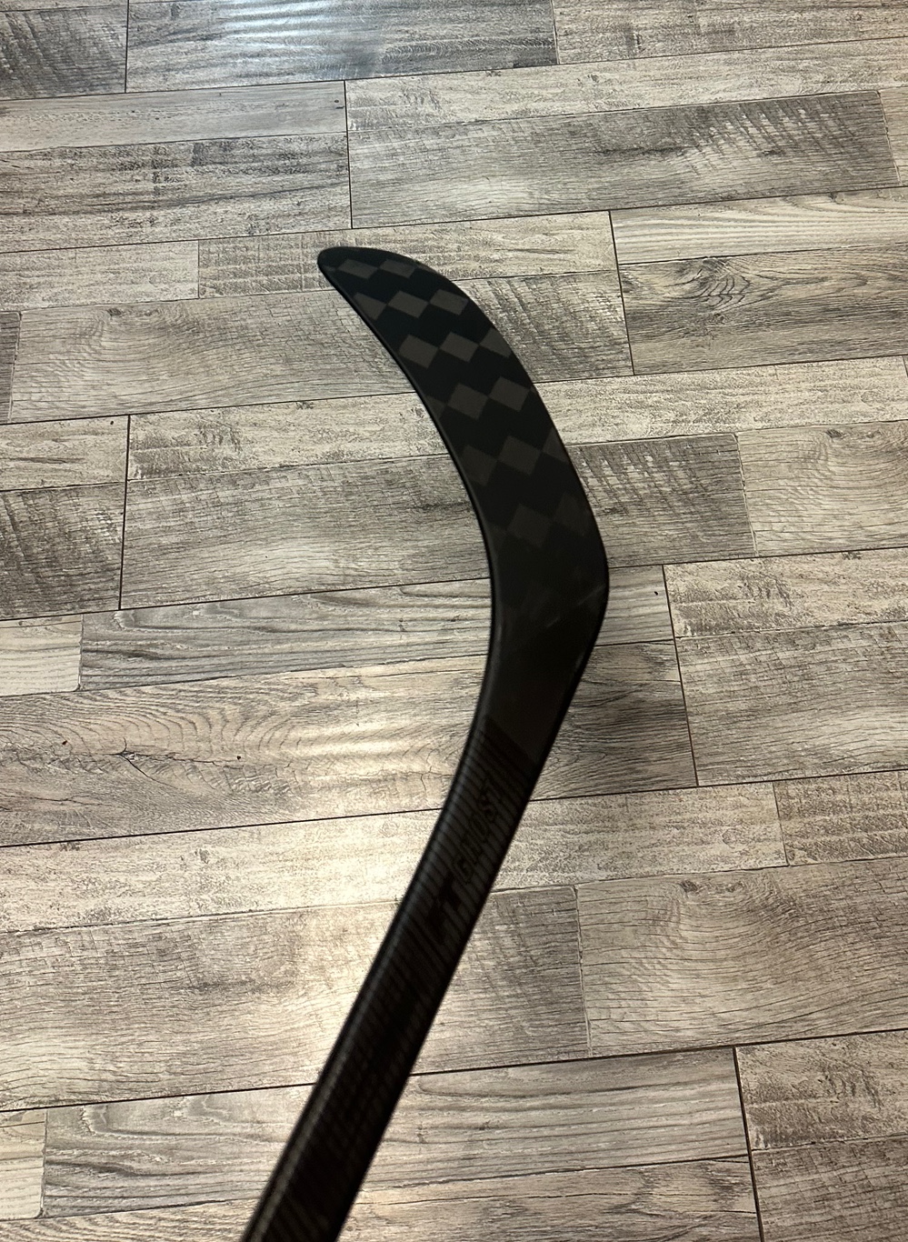 New!! 85 Flex Right Hand P28 FT Ghost Hockey Stick | SidelineSwap