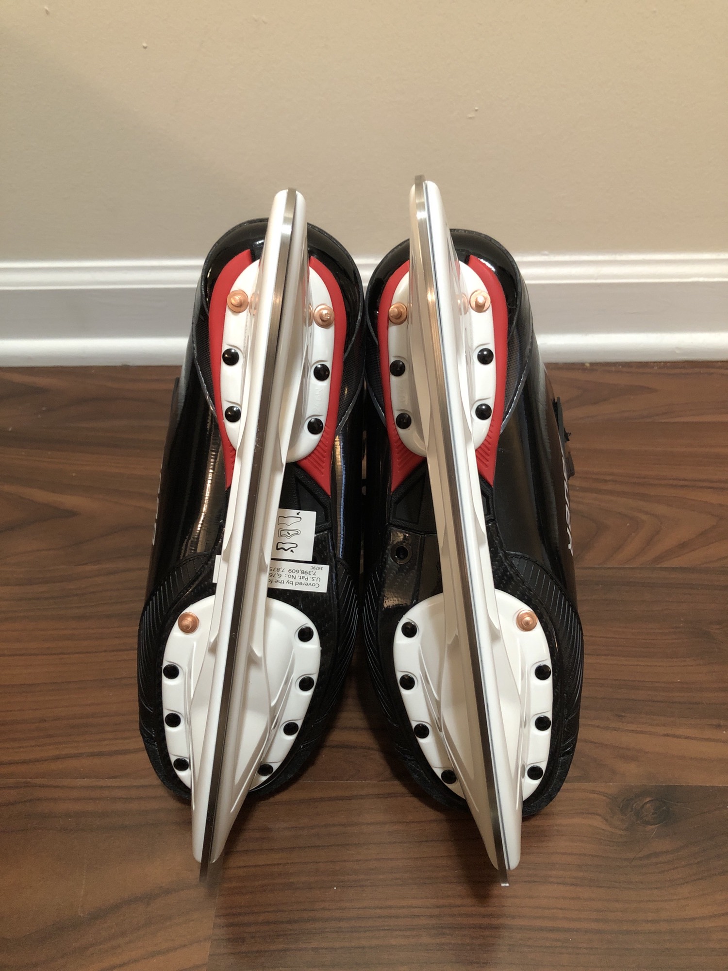 New Bauer Vapor Hyperlite Prototype Hockey Skates 5.0 - Intermediate ...