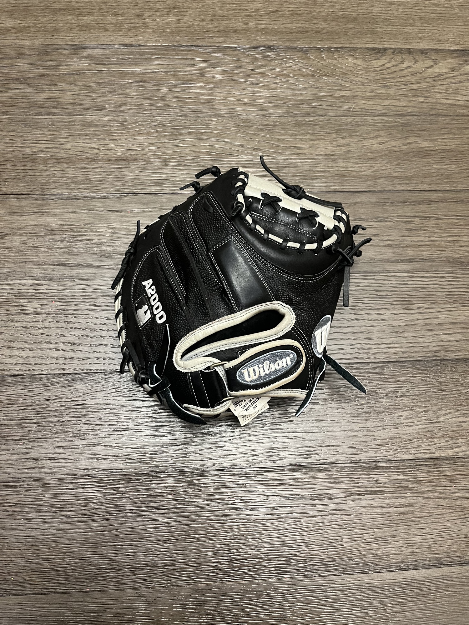 Wilson A2000 1790 34” Catchers Mitt | SidelineSwap