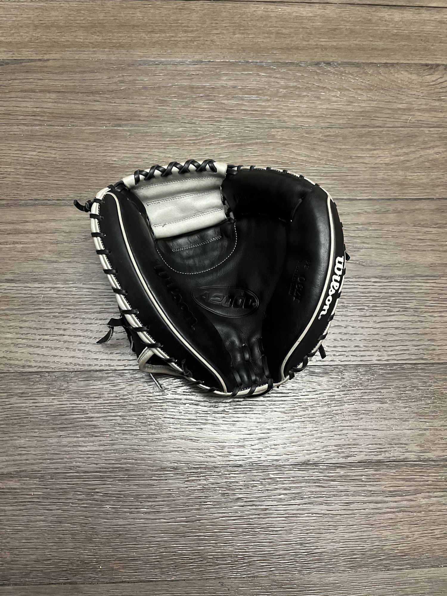 Wilson A2000 1790 34” Catchers Mitt | SidelineSwap