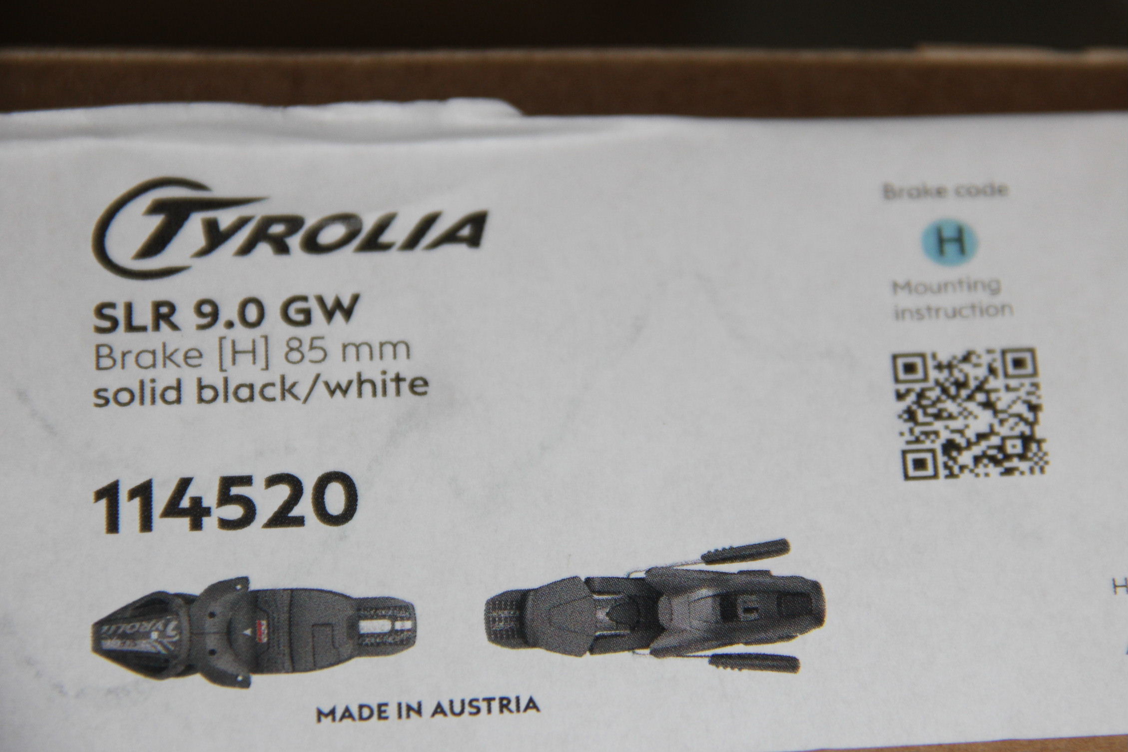 Tyrolia ski bindings adult SLR 9.0 adjustable ski bindings BLACK/WHITE 2023 | SidelineSwap