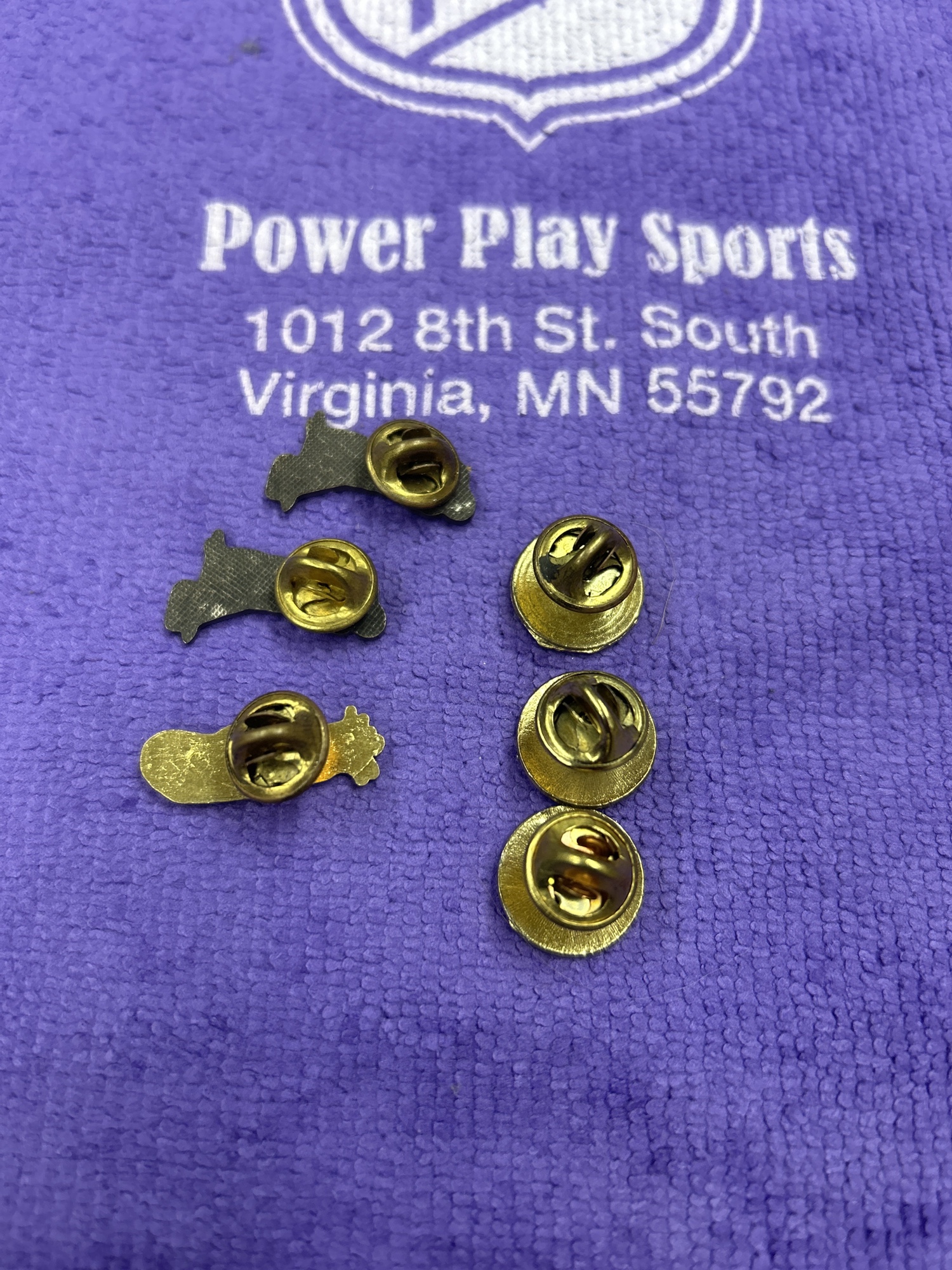 Golf Pins Set Of 6 | SidelineSwap
