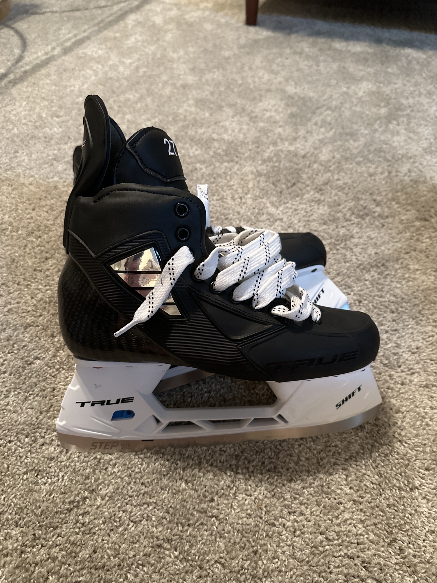 Pro Stock Custom True Pro Sr Ice Hockey Skates | SidelineSwap