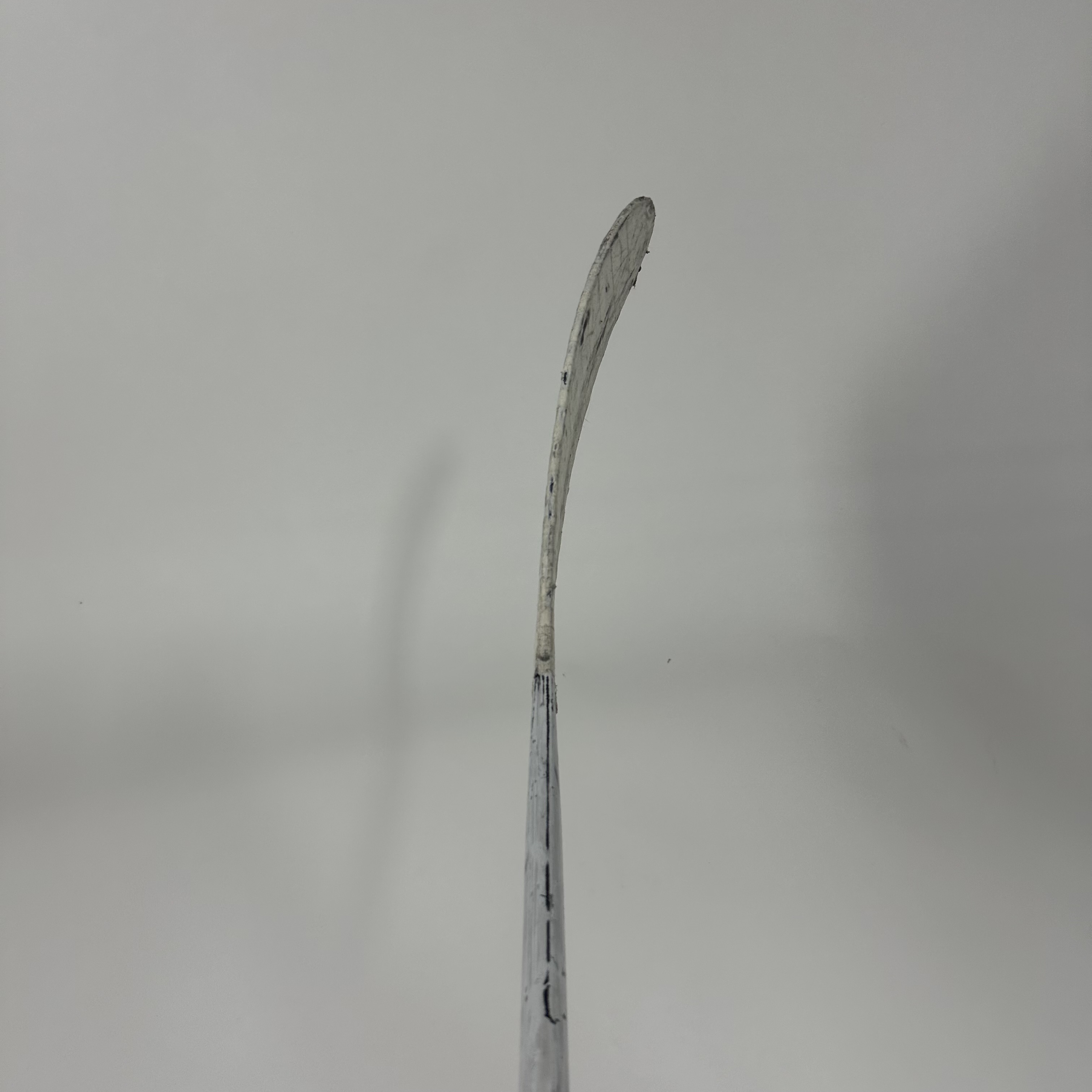 Used Left Red Bauer Vapor Hyperlite P28 Curve 77 Flex Non Grip | G489 ...