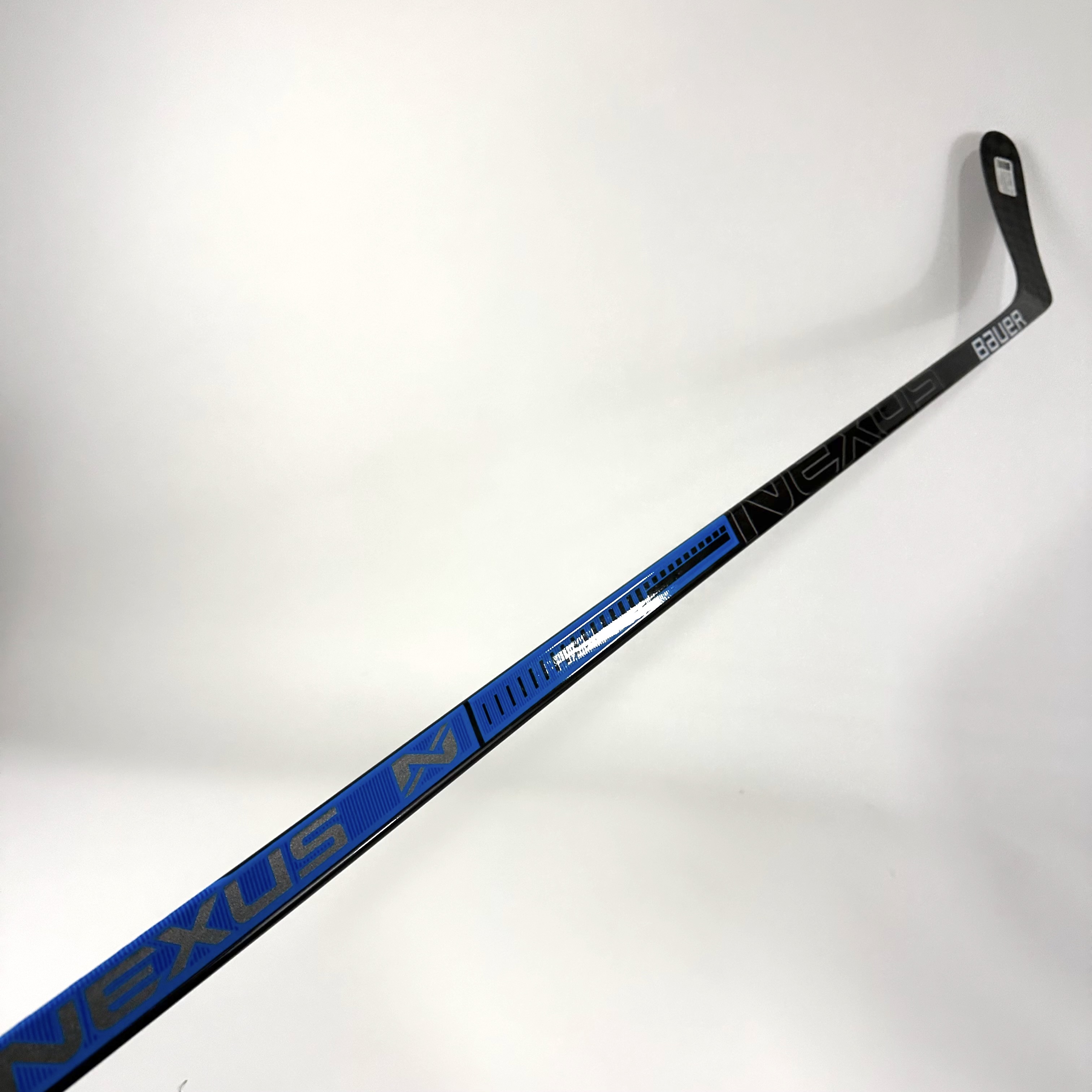 New Left Bauer Nexus League 77 Flex P92 Curve Grip | G388 | SidelineSwap