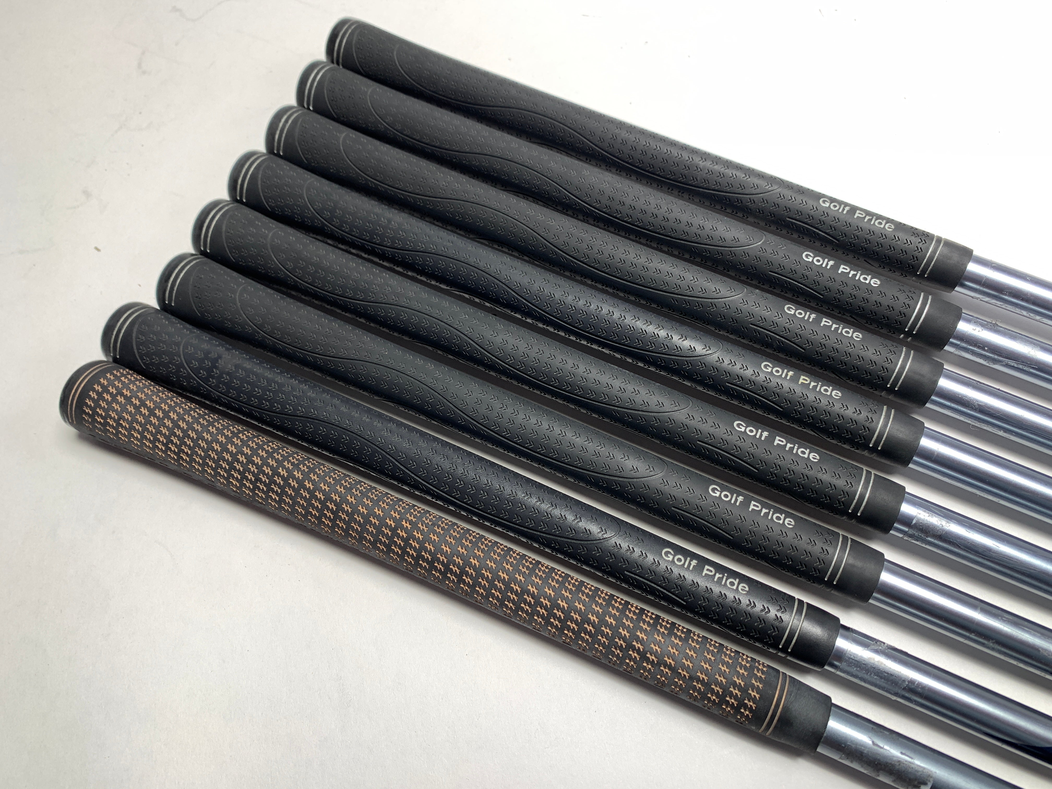 Cobra 3400 I/XH Iron Set 4-PW+SW Graphite Design YS-5.1 50g Ladies ...