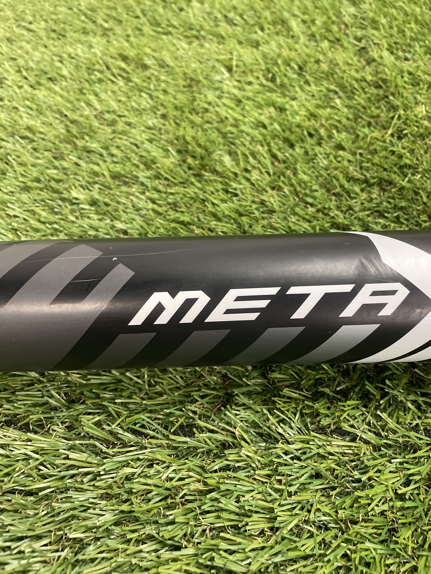 Used 2022 Louisville Slugger Meta Composite Bat -10 23OZ 33" | SidelineSwap