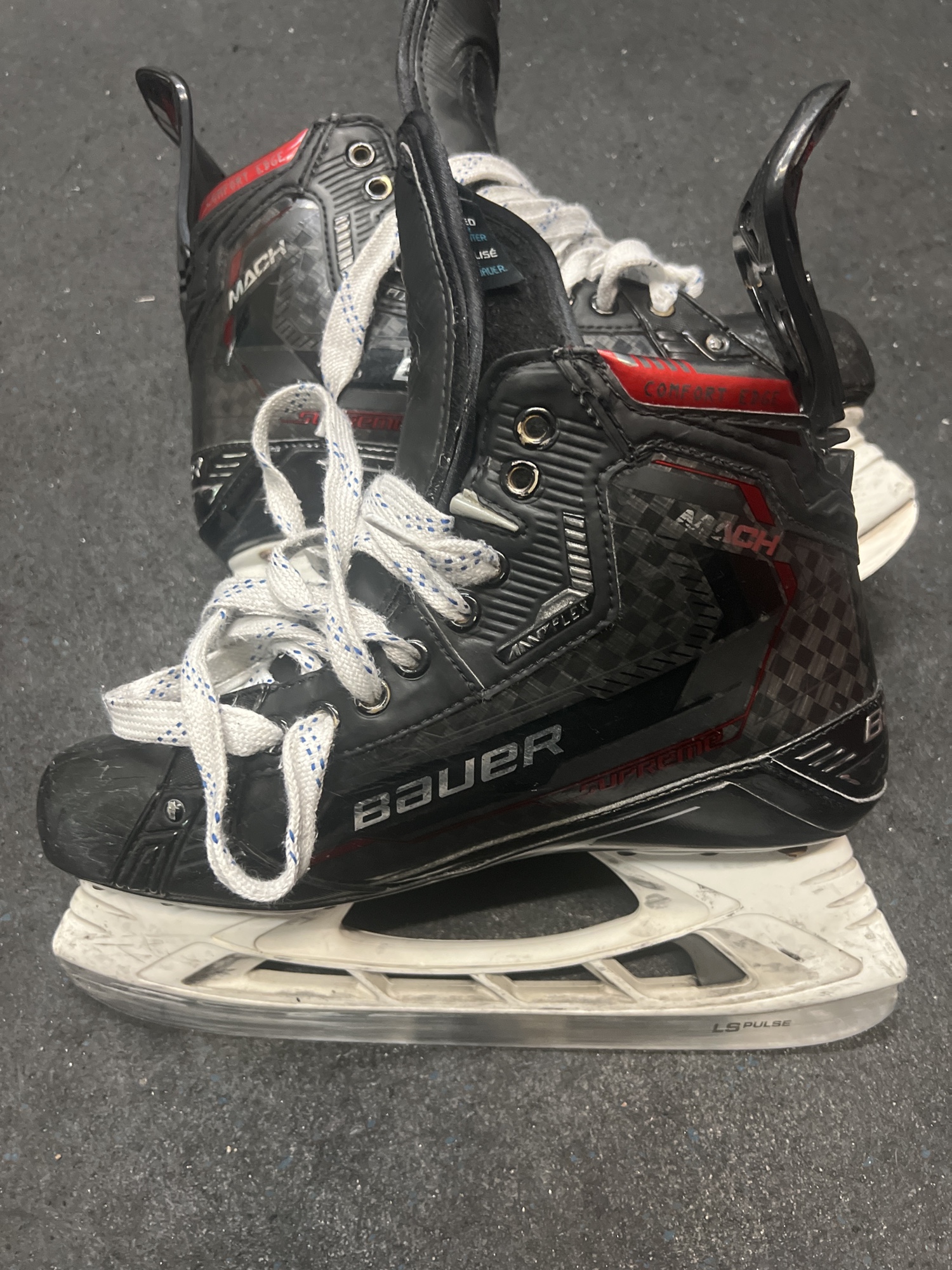 RED Bauer Mach skates | SidelineSwap