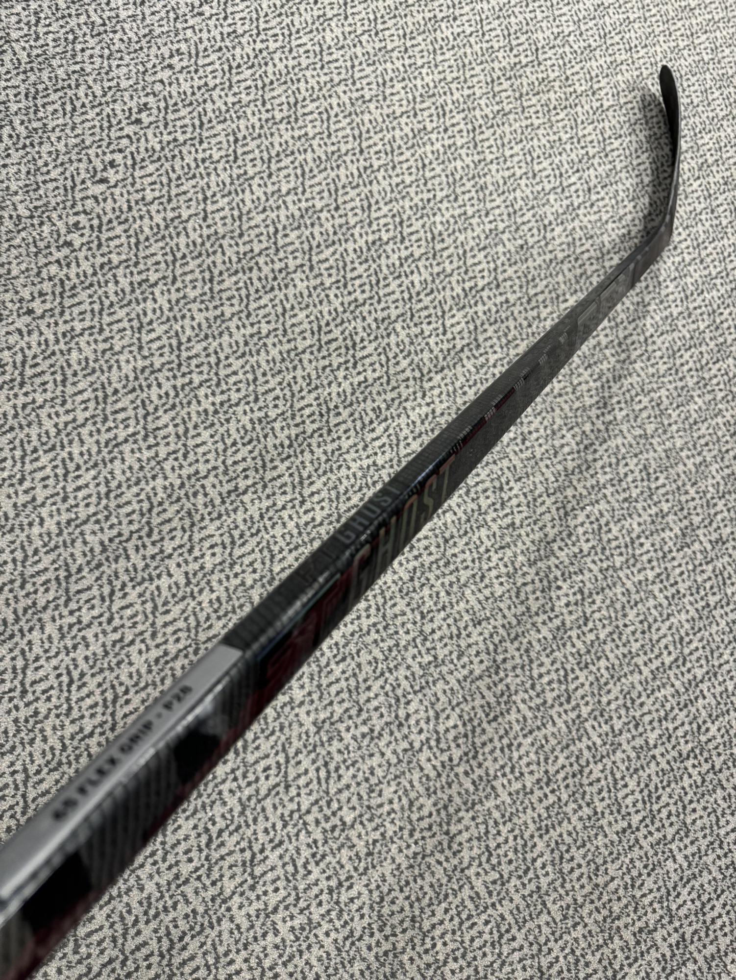 CCM FT Ghost 65 flex P28 curve right hand stick | SidelineSwap