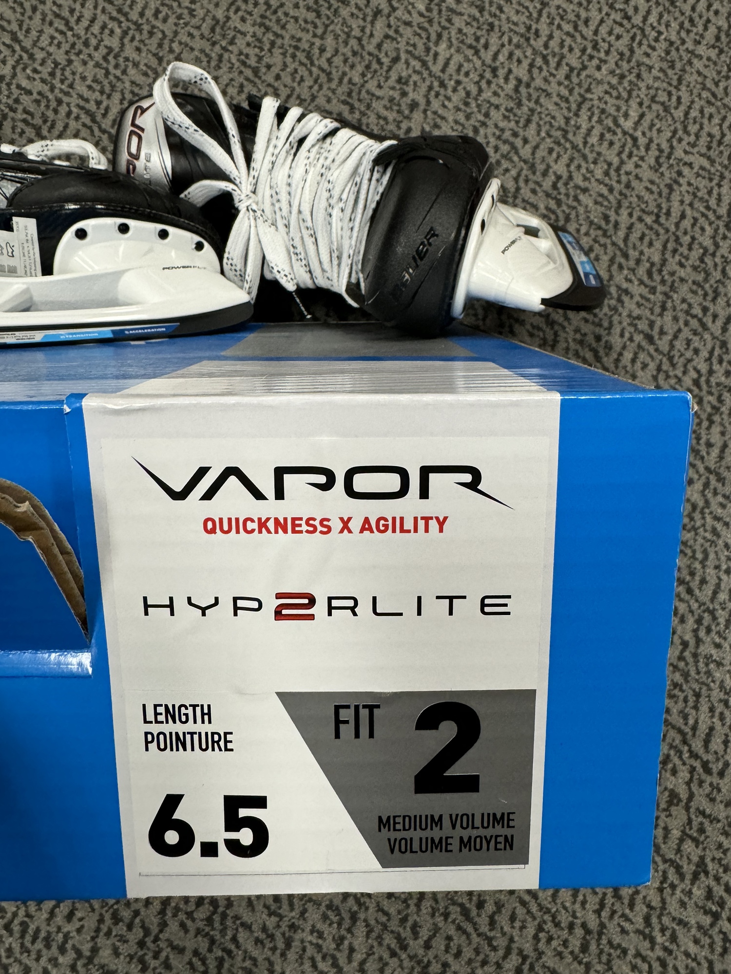 Bauer Vapor Hyperlite 2 size 6.5 Fit 2 skates | SidelineSwap