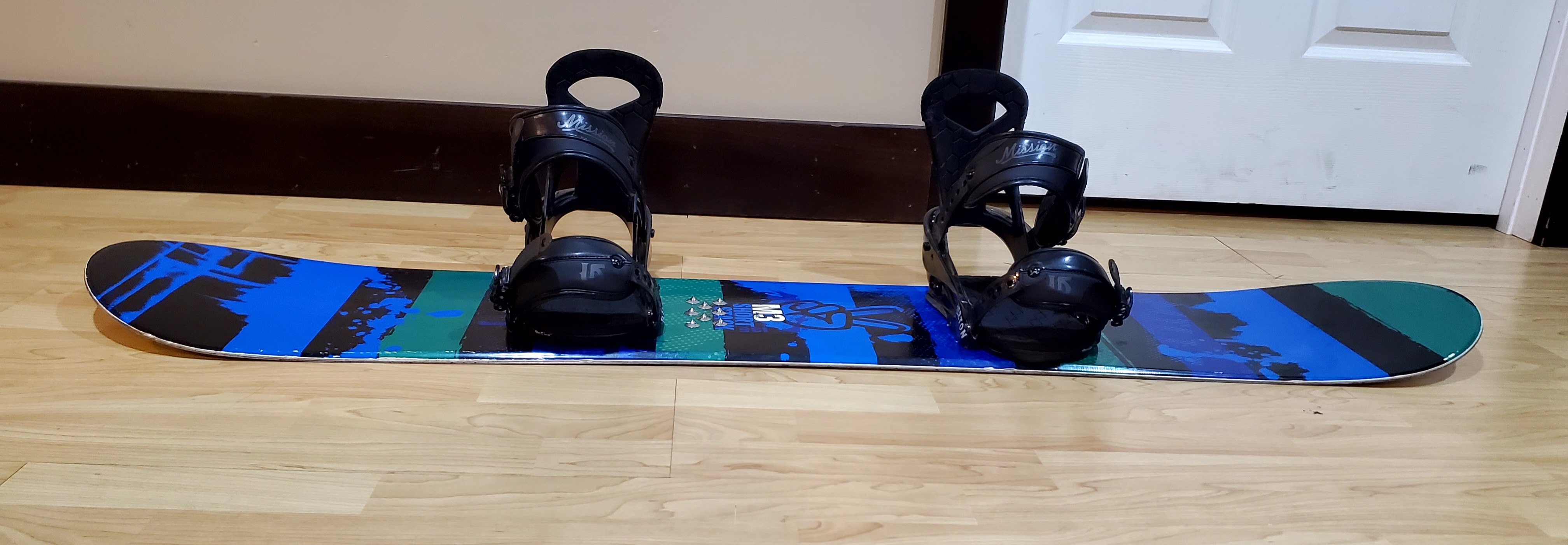 Used Men's Millennium 3 Short stack Snowboard 135cm Freestyle With ...